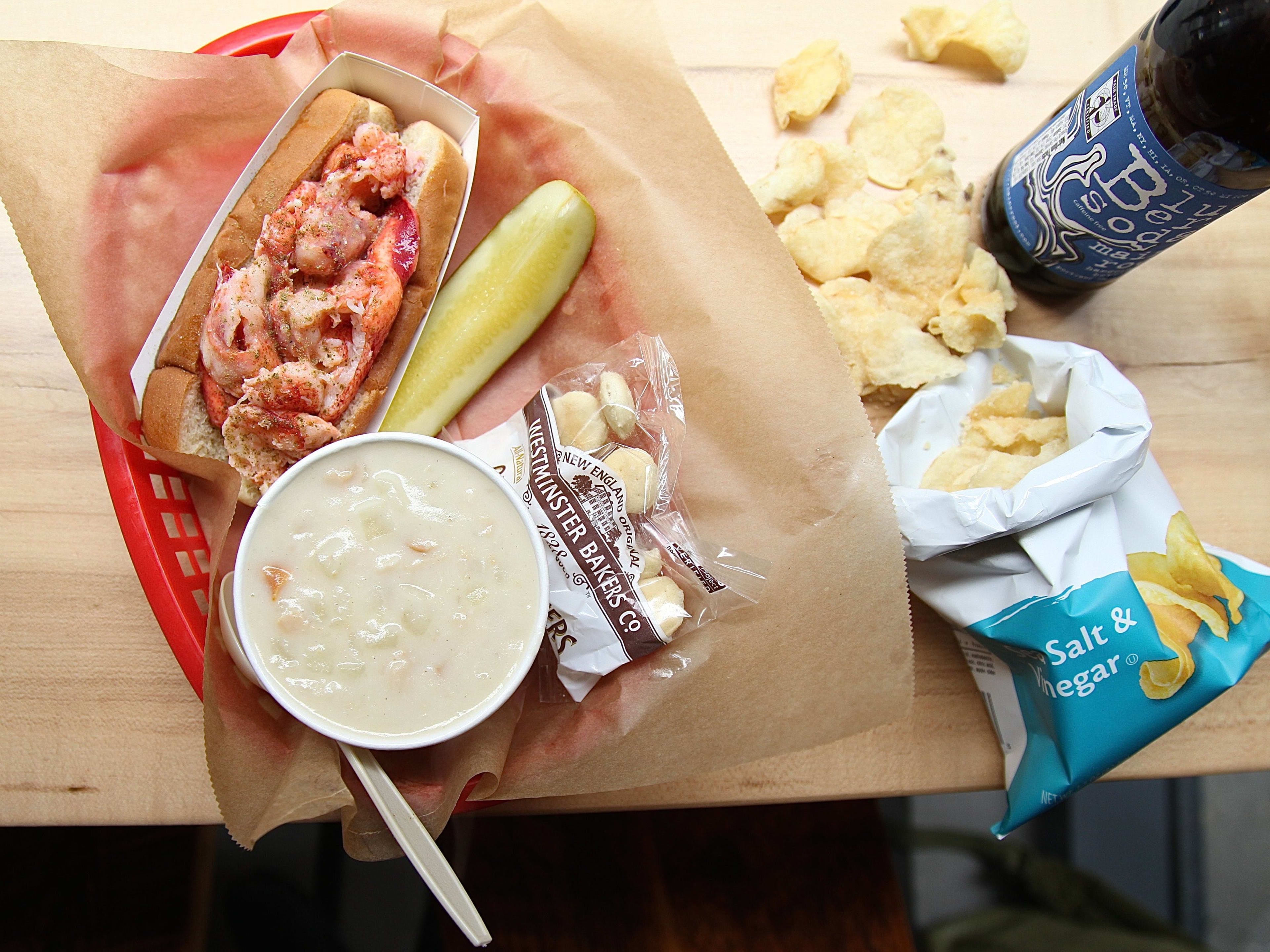 Luke's Lobster - Loop - Chicago - The Infatuation