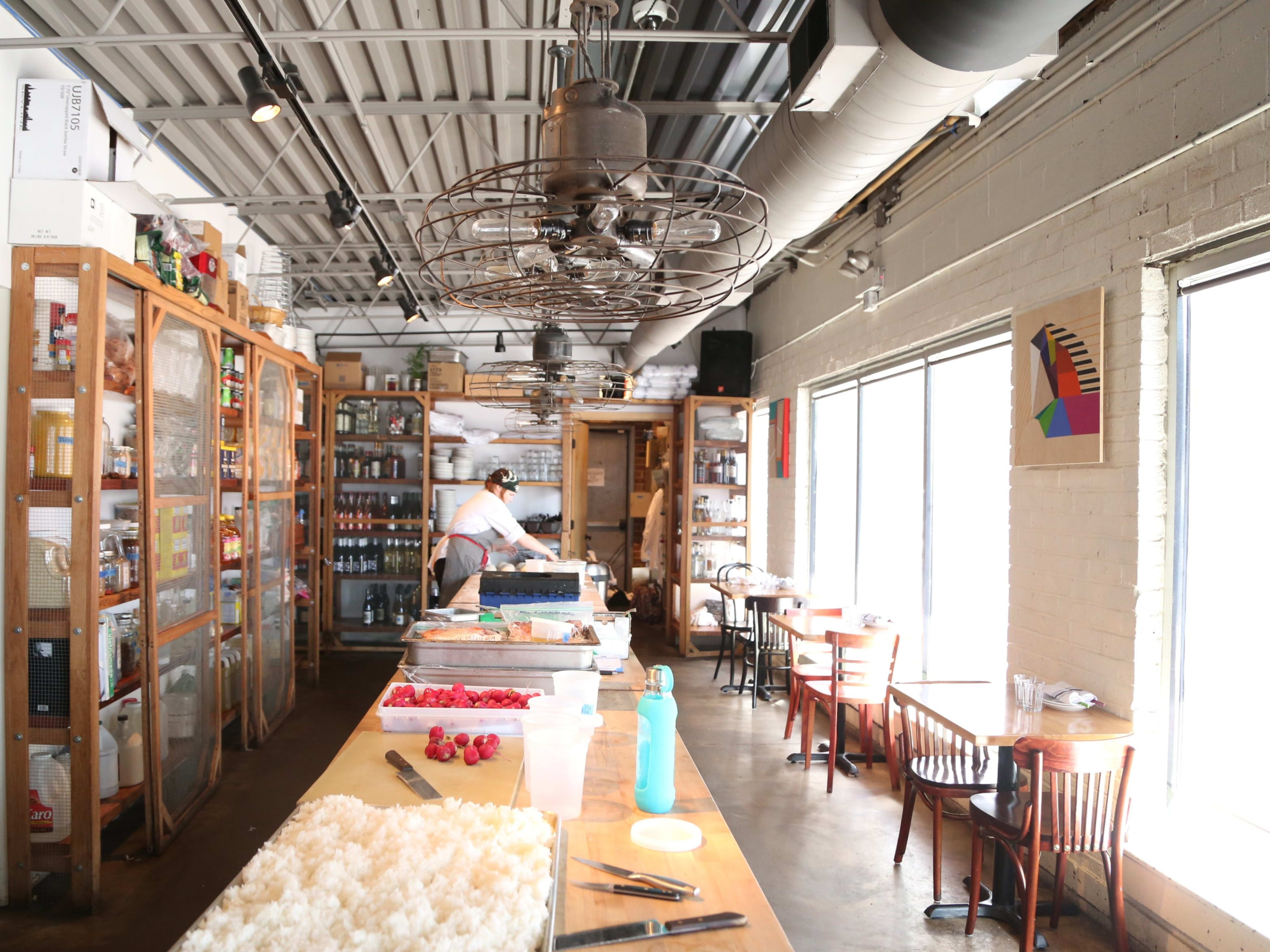 Mott Street Review - Noble Square - Chicago - The Infatuation