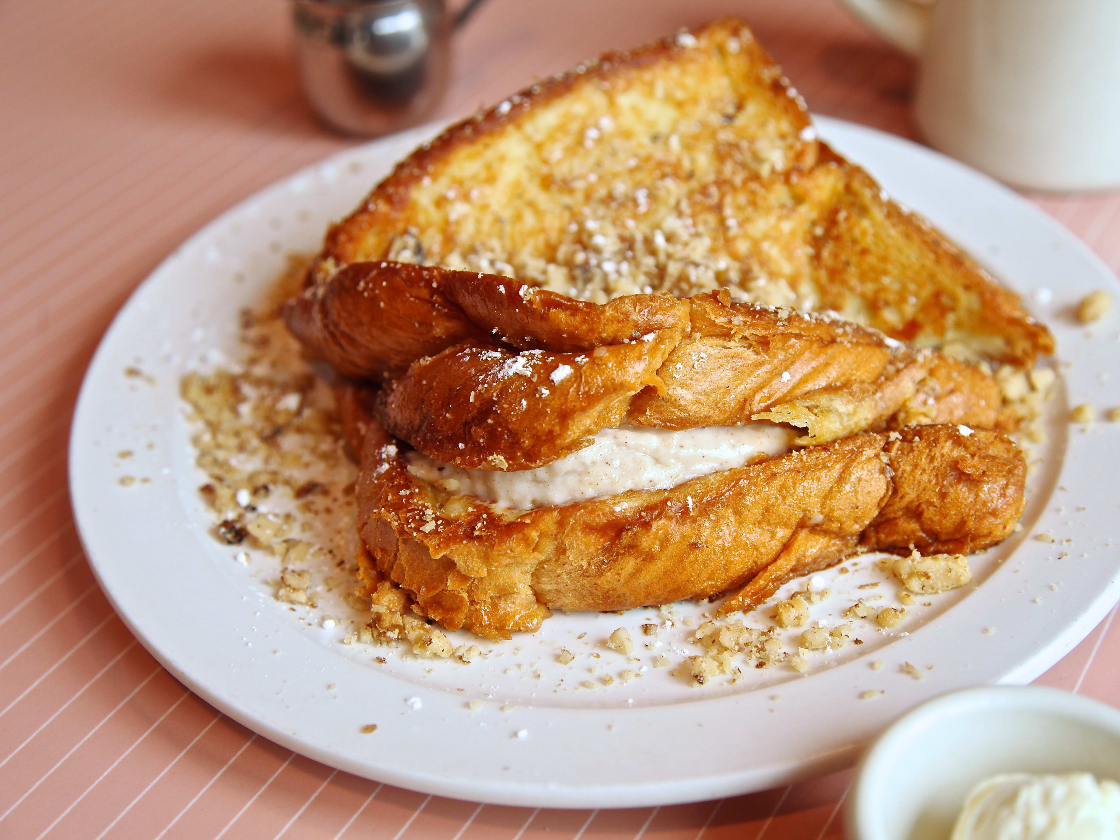 The Breakfast Club & Grill Review - River West - Chicago - The Infatuation