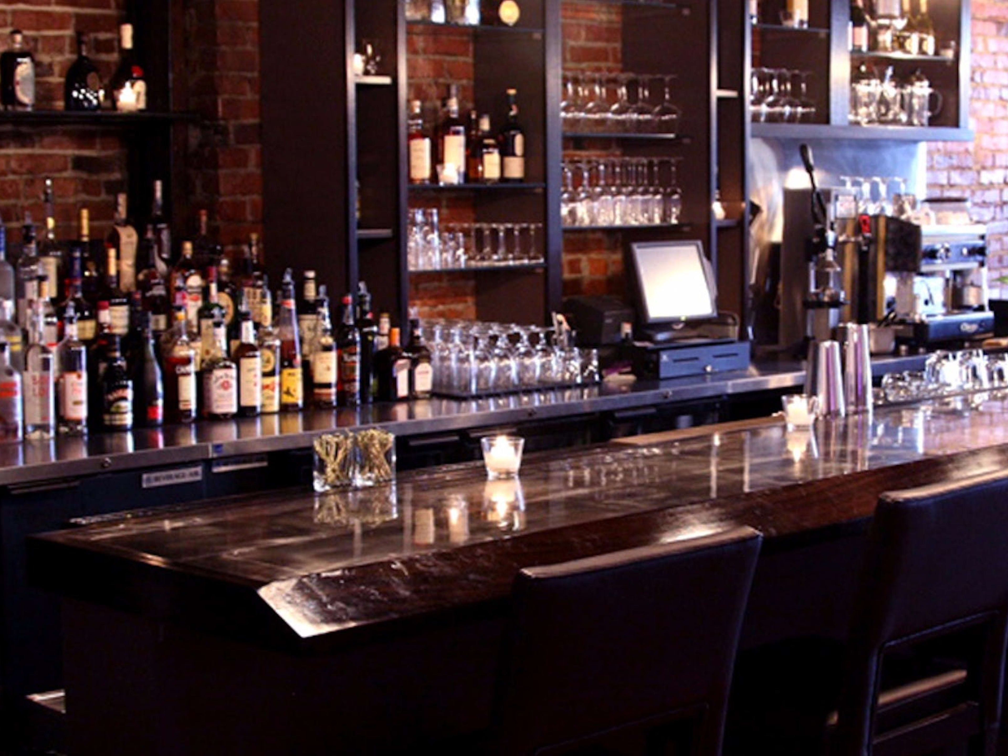 The Best Bars On Capitol Hill - Seattle - The Infatuation