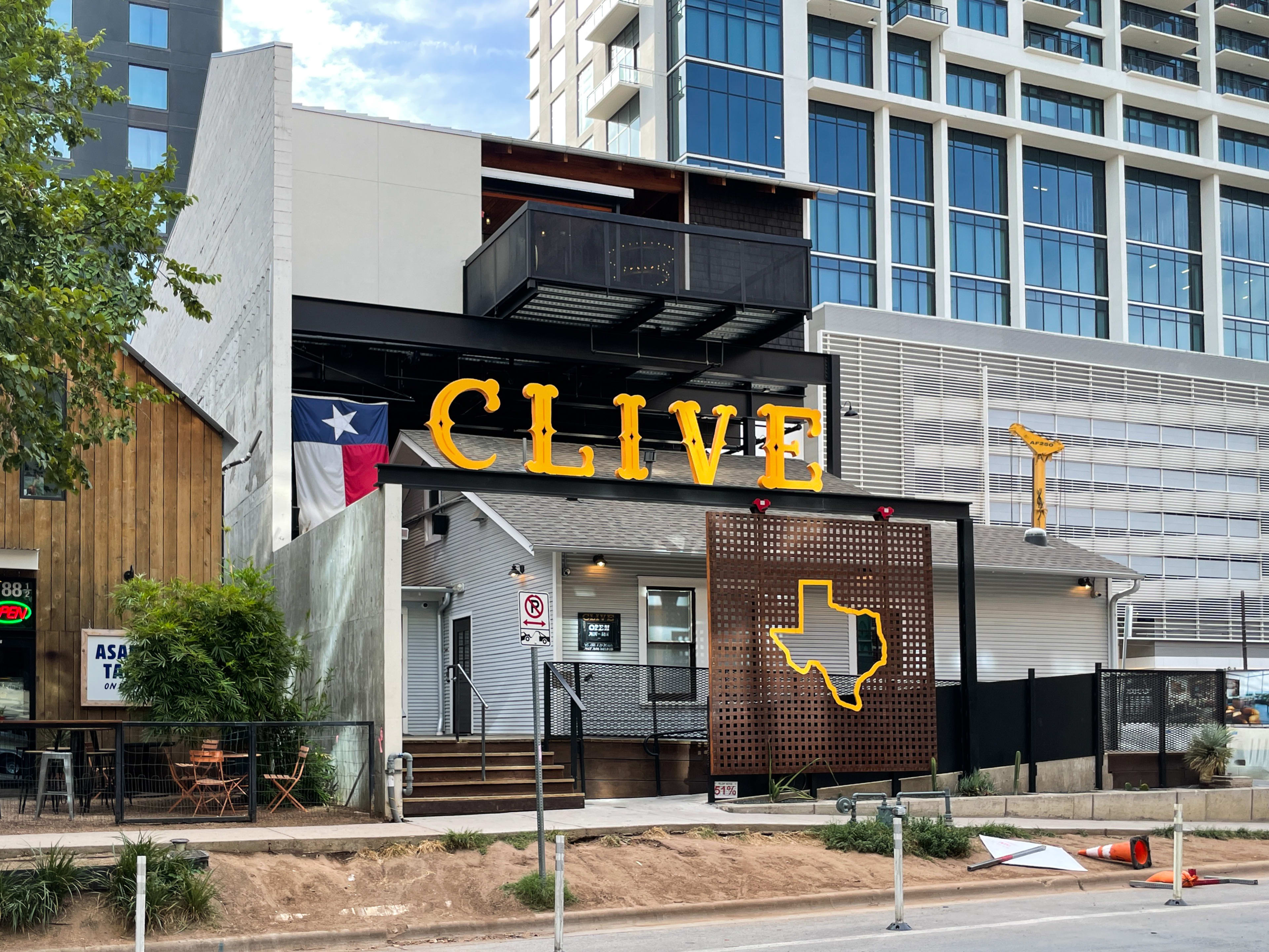 Clive Bar - Rainey Street - Austin - The Infatuation