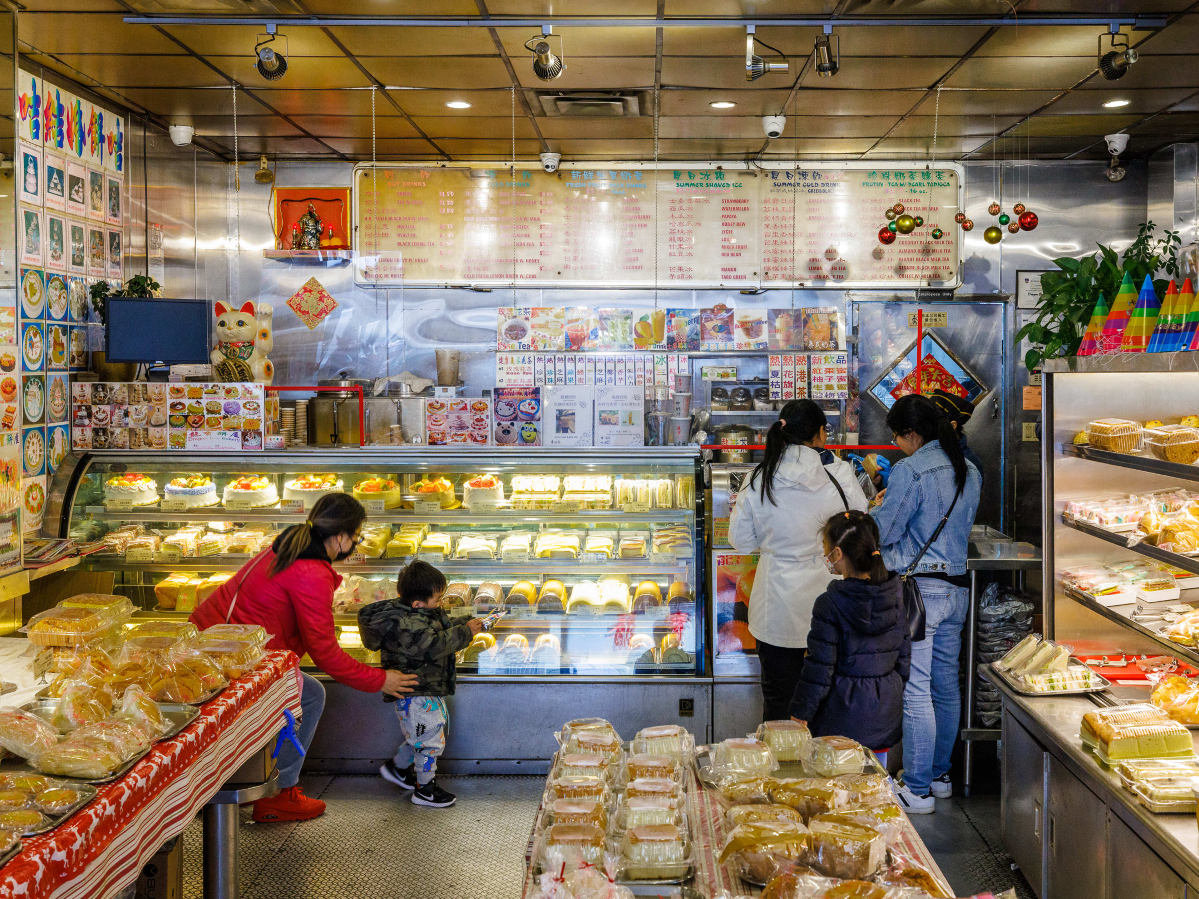 Dragon Bay Bakery - Sunset Park - New York - The Infatuation