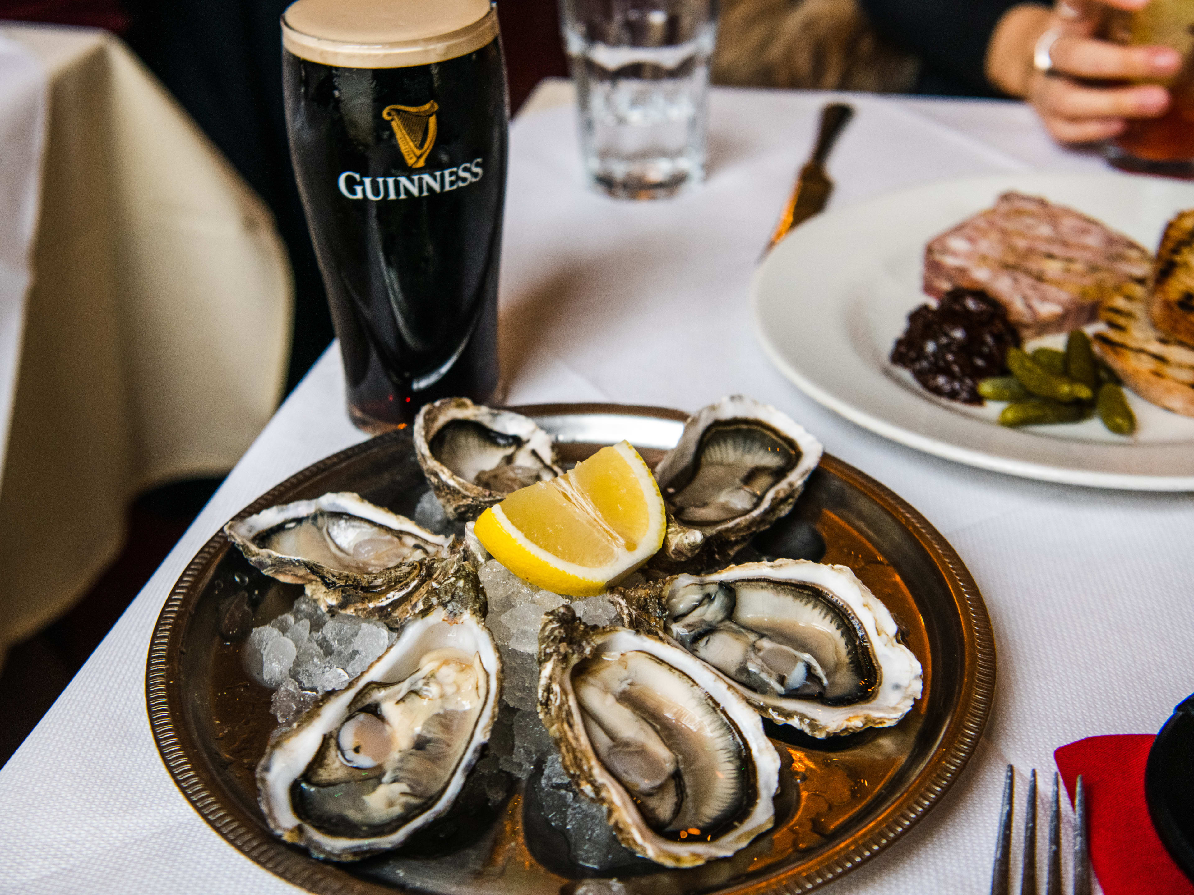 The Cow - Notting Hill - London - The Infatuation