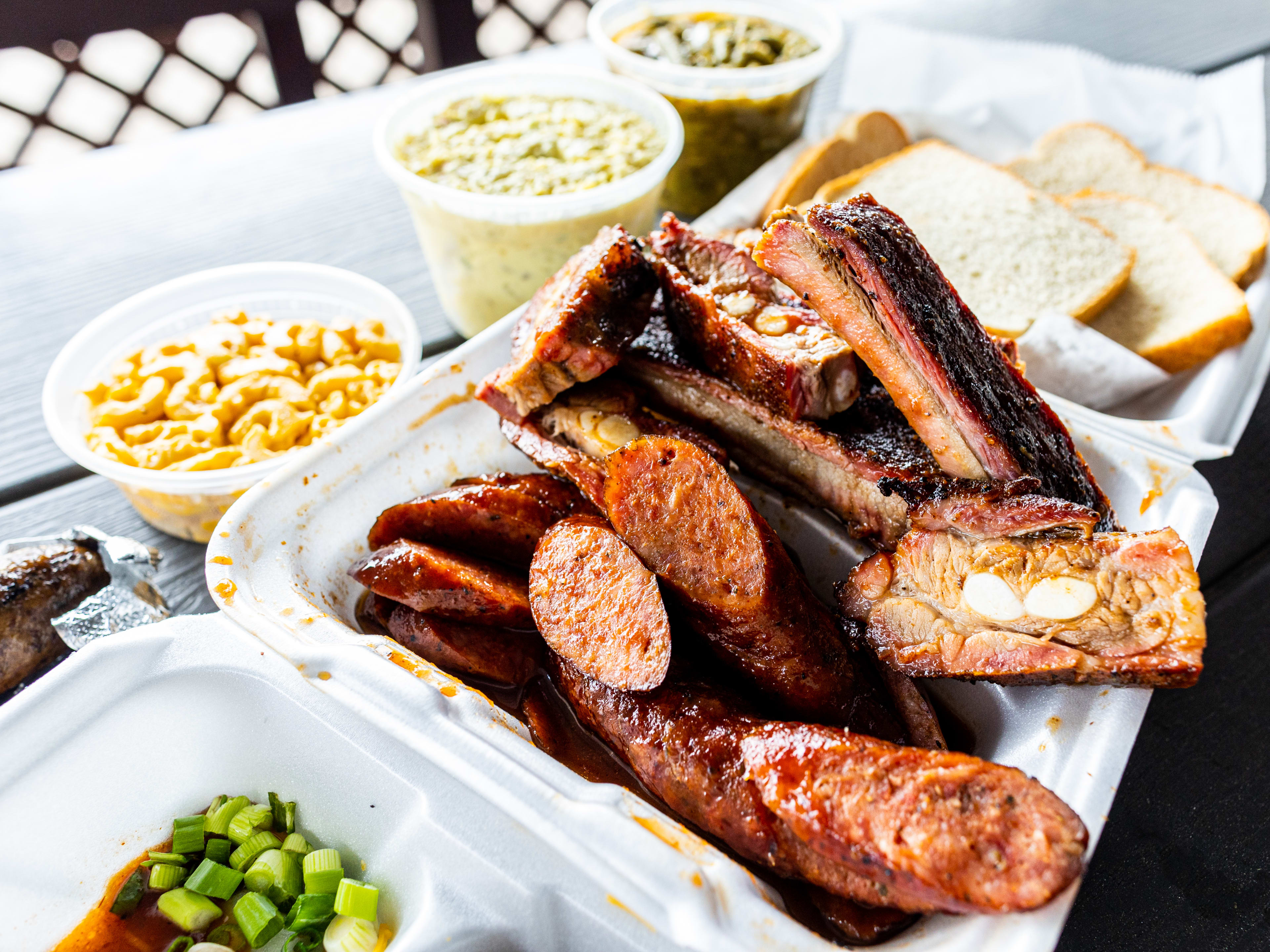 Triple J's Smokehouse Review - Trinity Gardens - Houston - The Infatuation