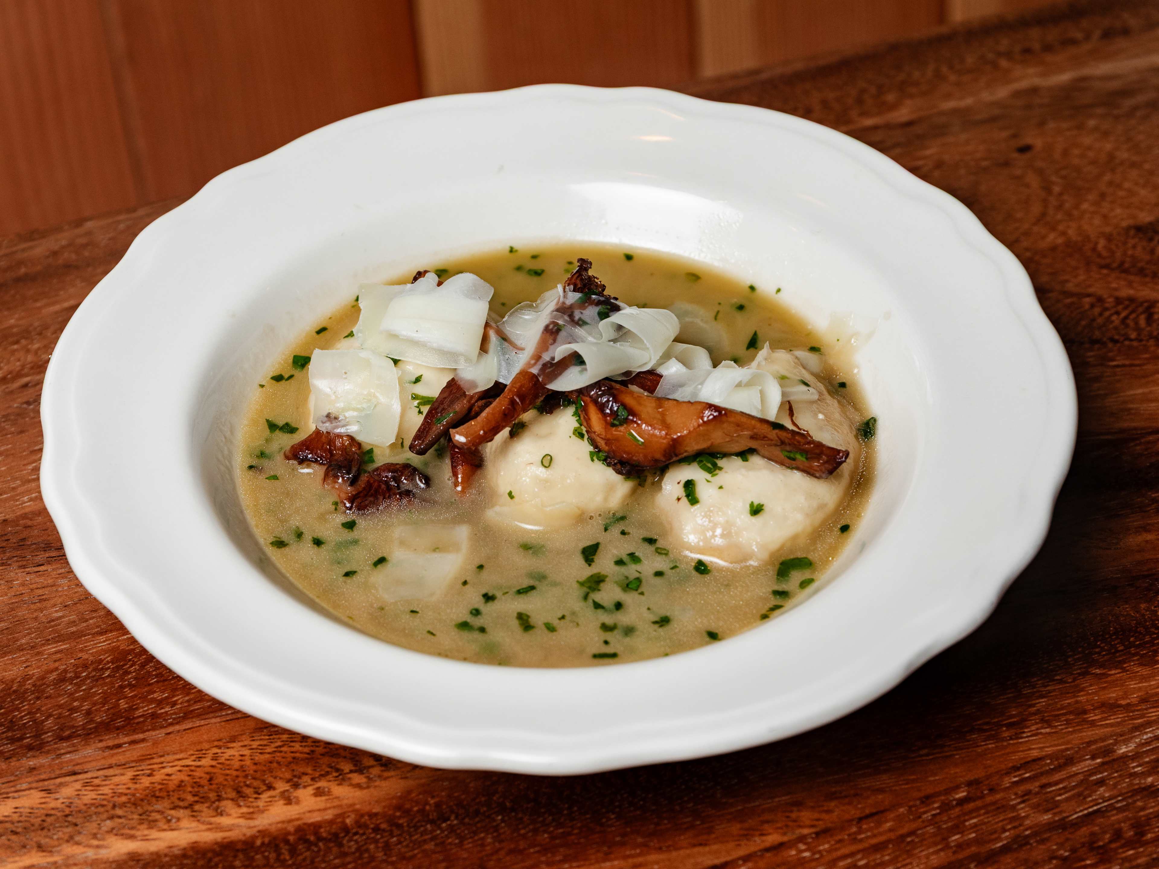 Make room for another charming Echo Park bistro—her name is Henrietta ...