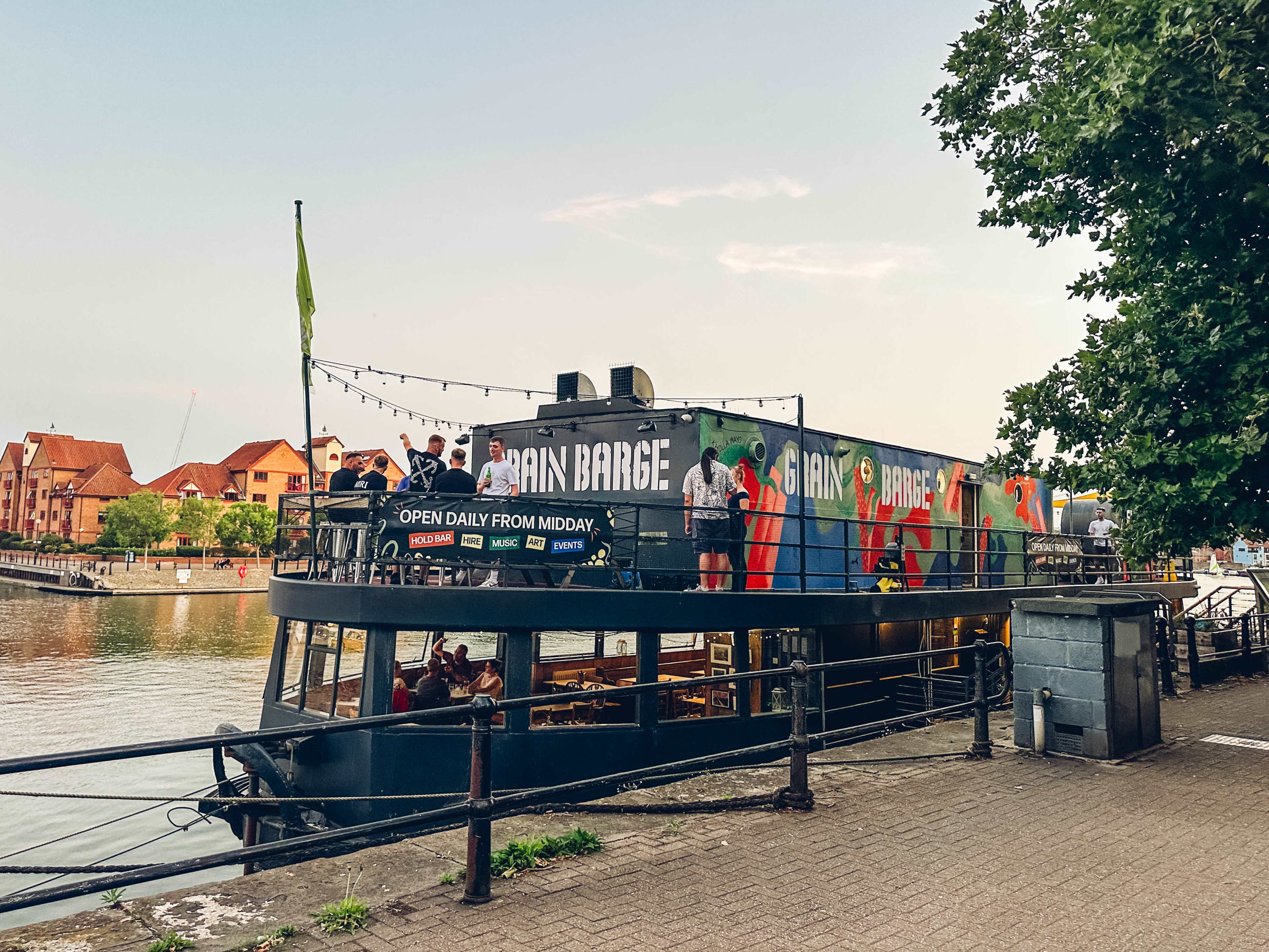 Grain Barge - Review - Hotwells - Bristol - The Infatuation