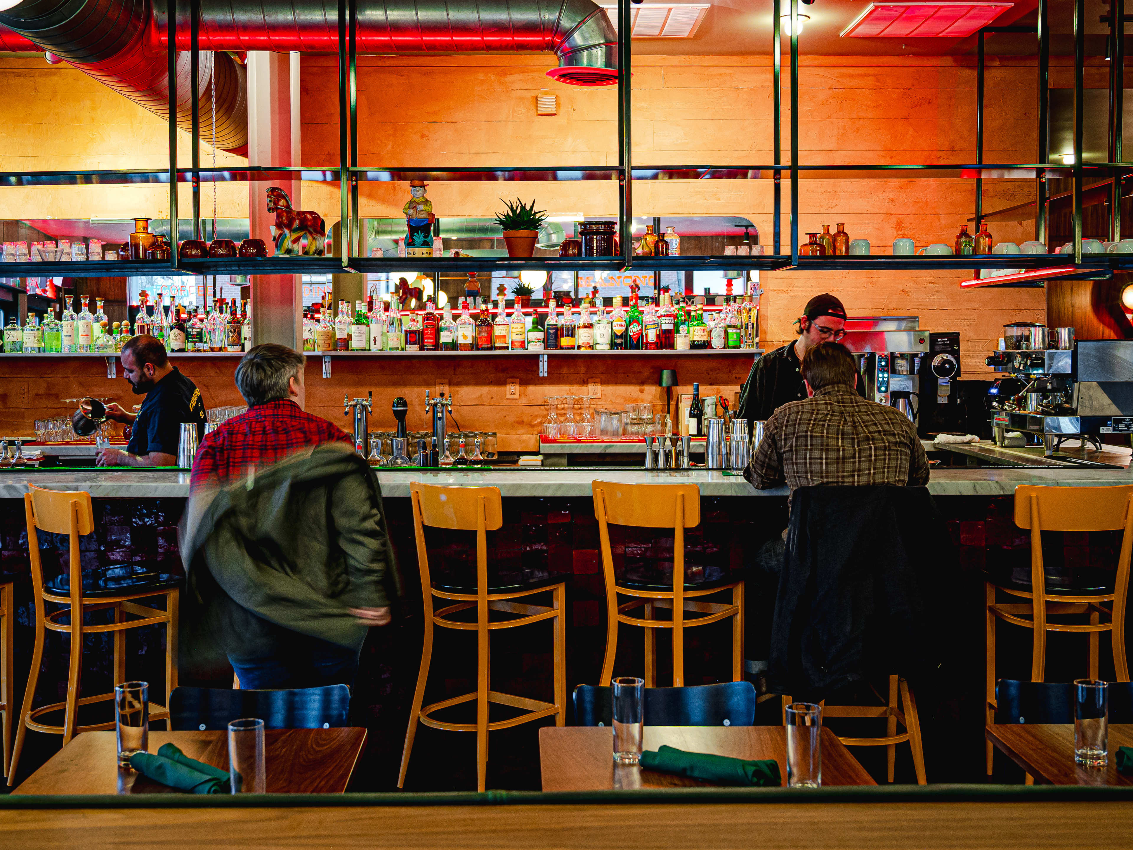 Manong brings something-for-everyone to Fairmount - Review ...