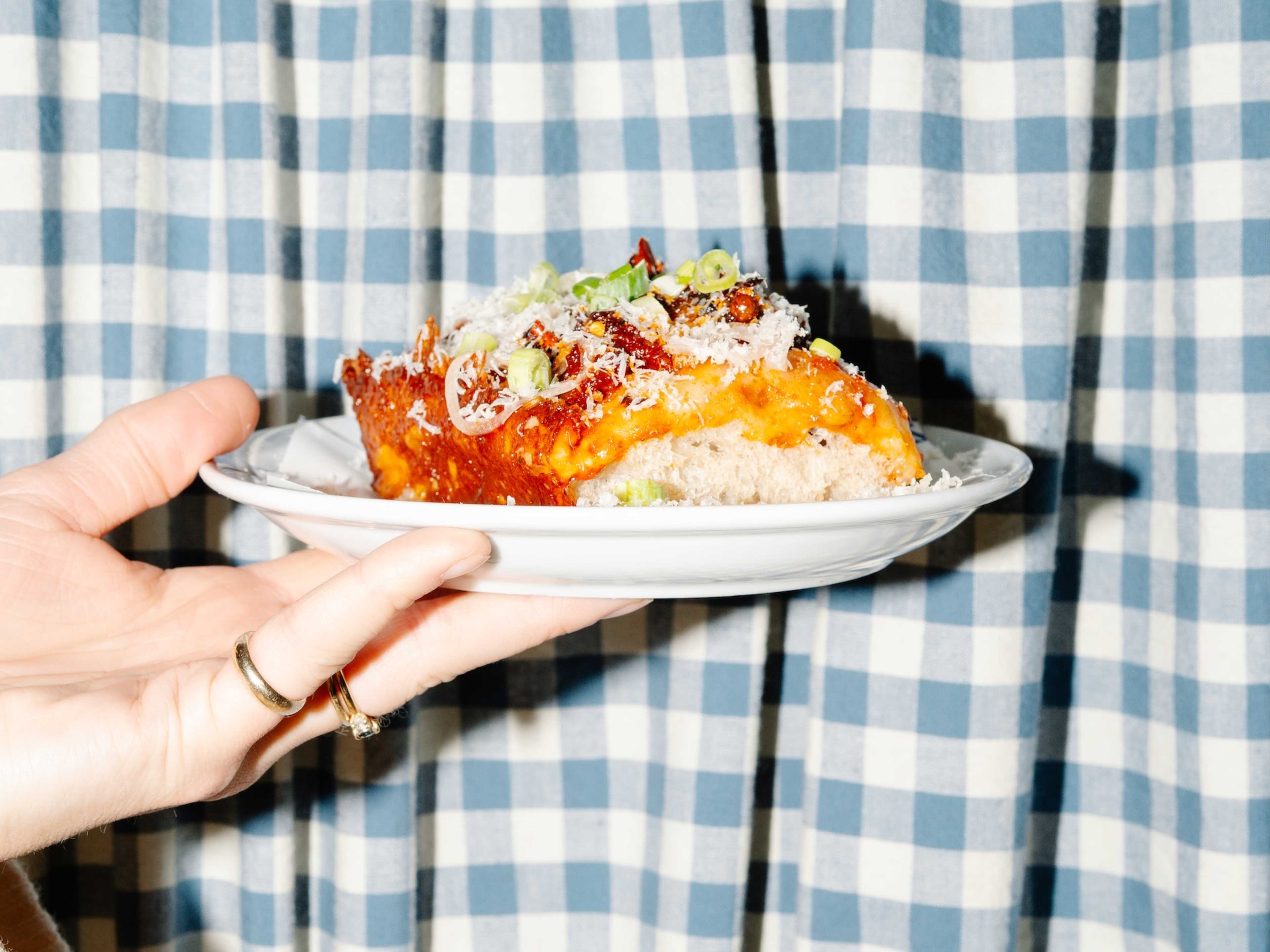Detroit pizza-serving wine bar Ria's is ideal for a cool Soho date ...