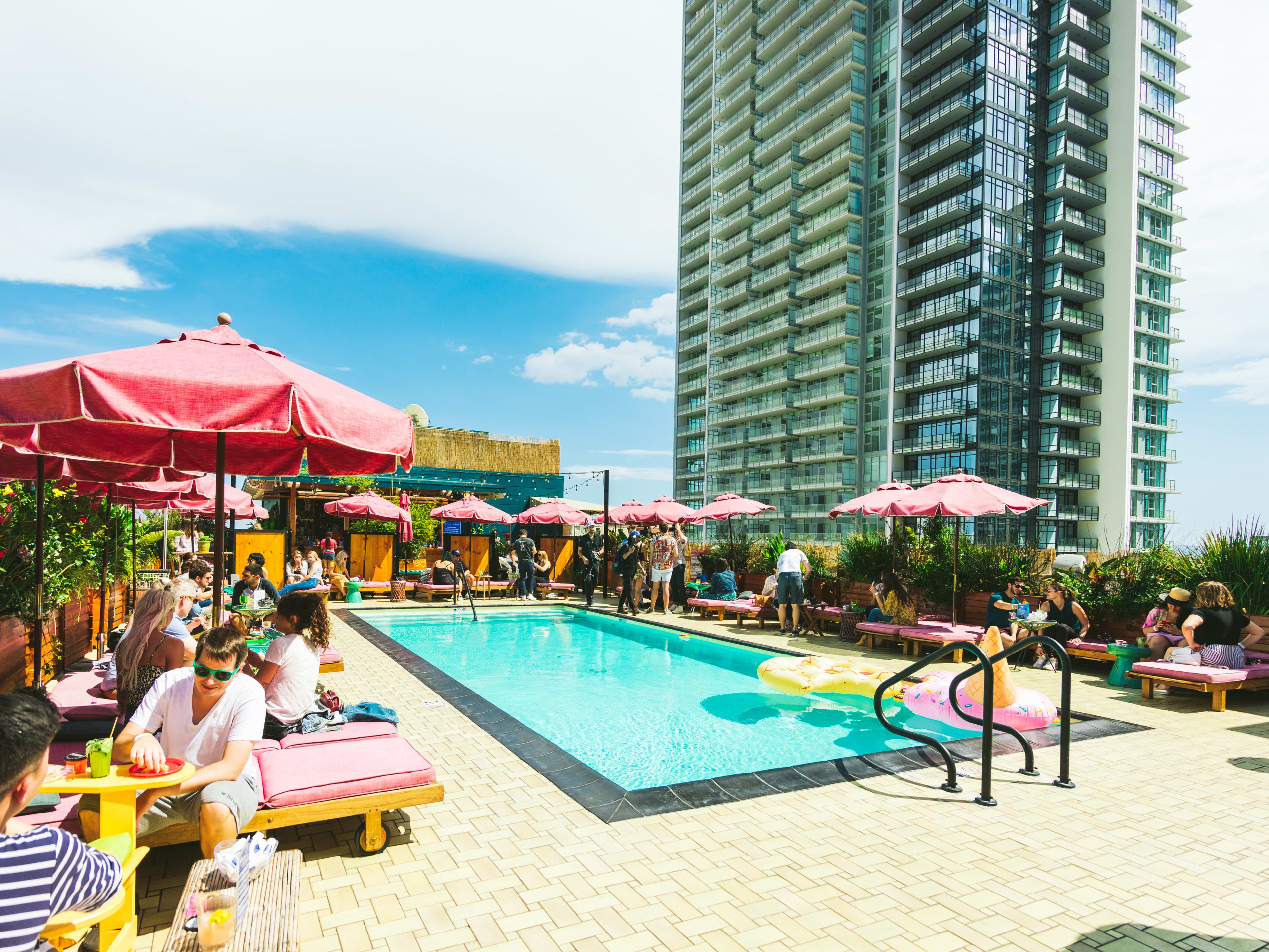 The Best Poolside Restaurants & Bars In LA - Los Angeles - The Infatuation