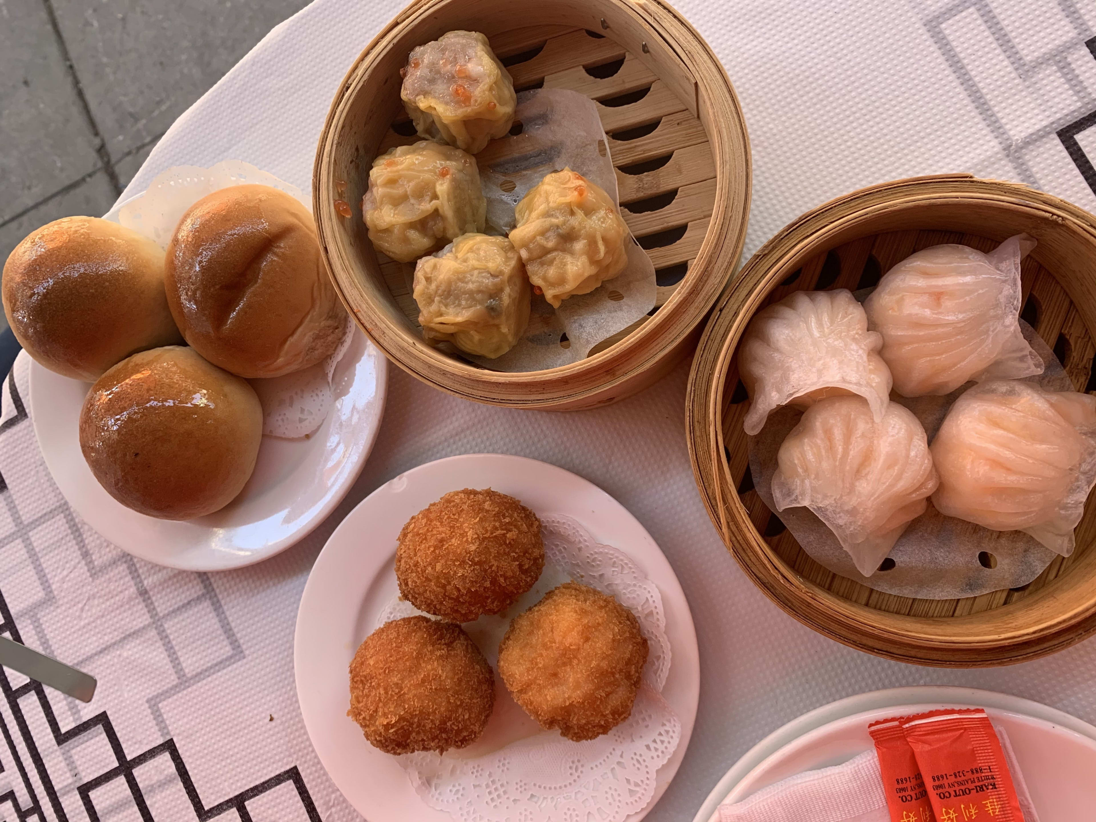 Where To Eat Dim Sum Outside In Chinatown - New York - The Infatuation