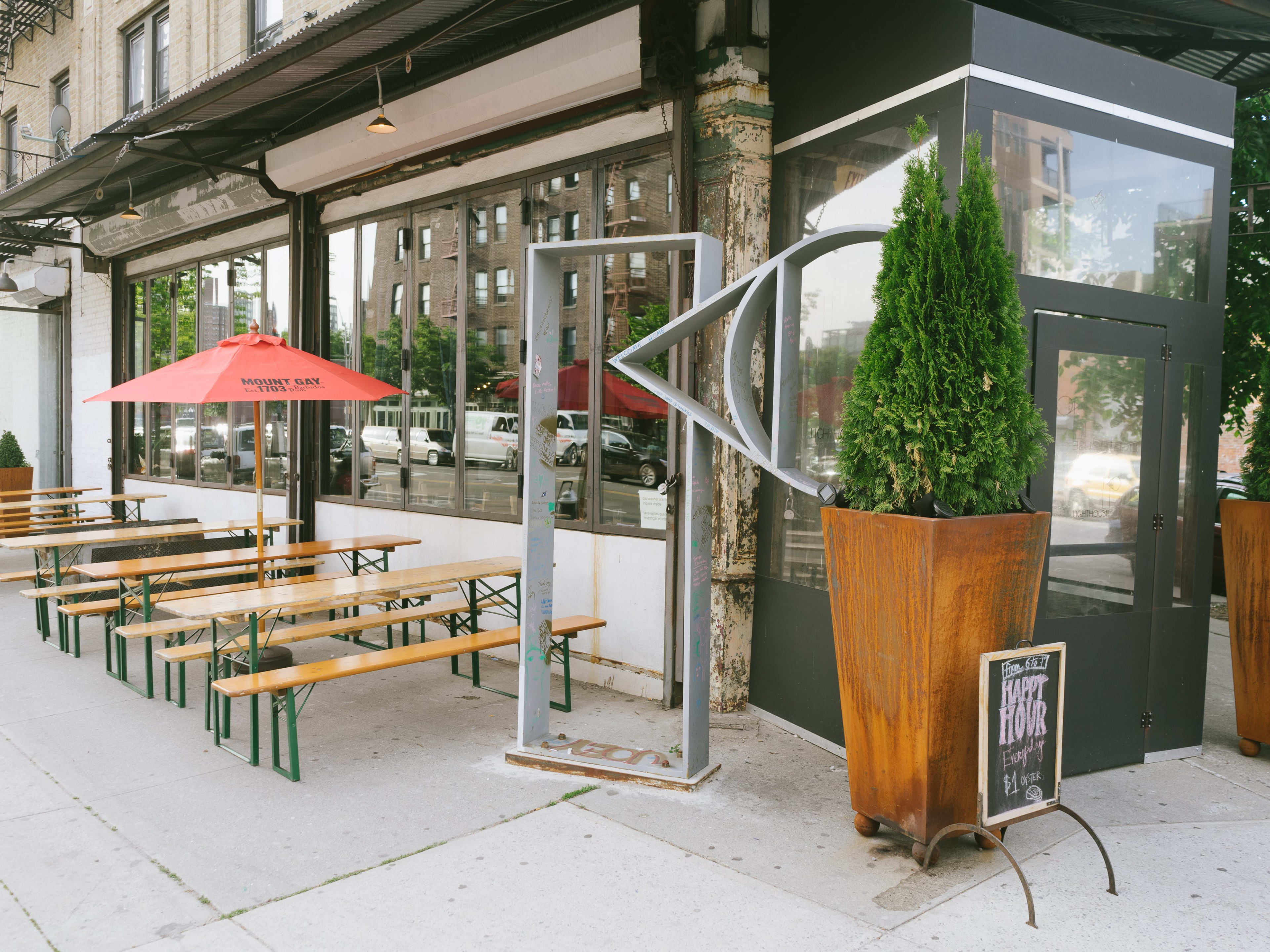 Where To Get A Spontaneous Dinner Outside - New York - The Infatuation