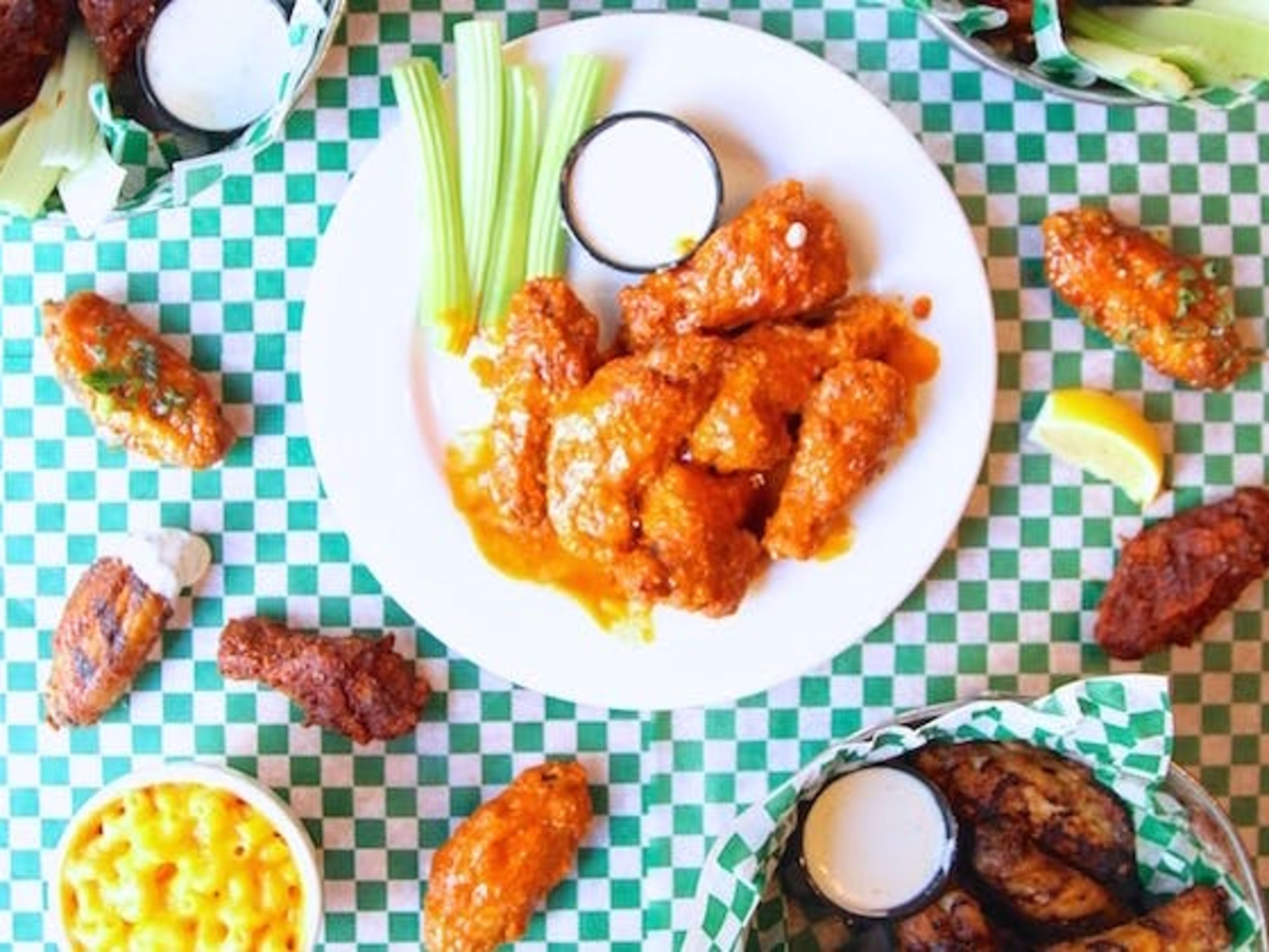 Jake Melnick’s Corner Tap - Review - Gold Coast - Chicago - The Infatuation