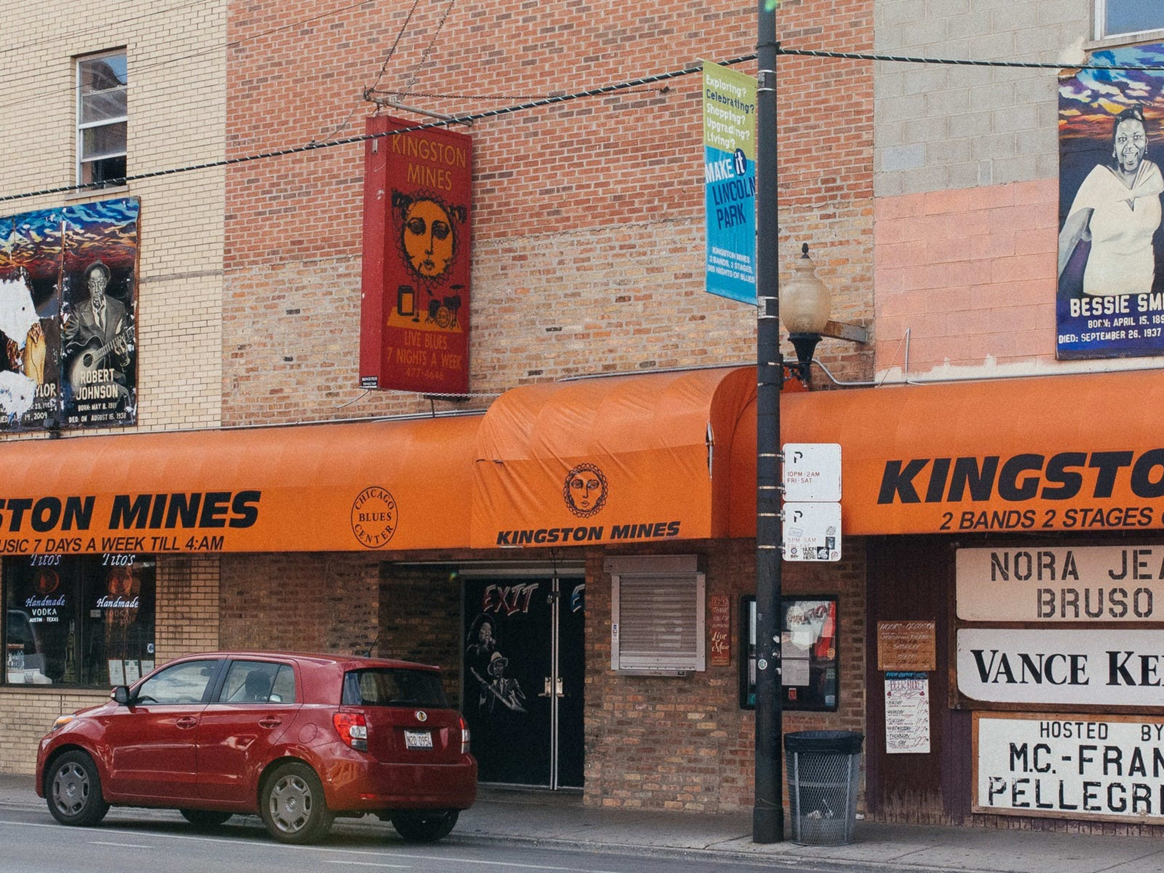 14 Chicago Bars Where You Can Dance - Chicago - The Infatuation