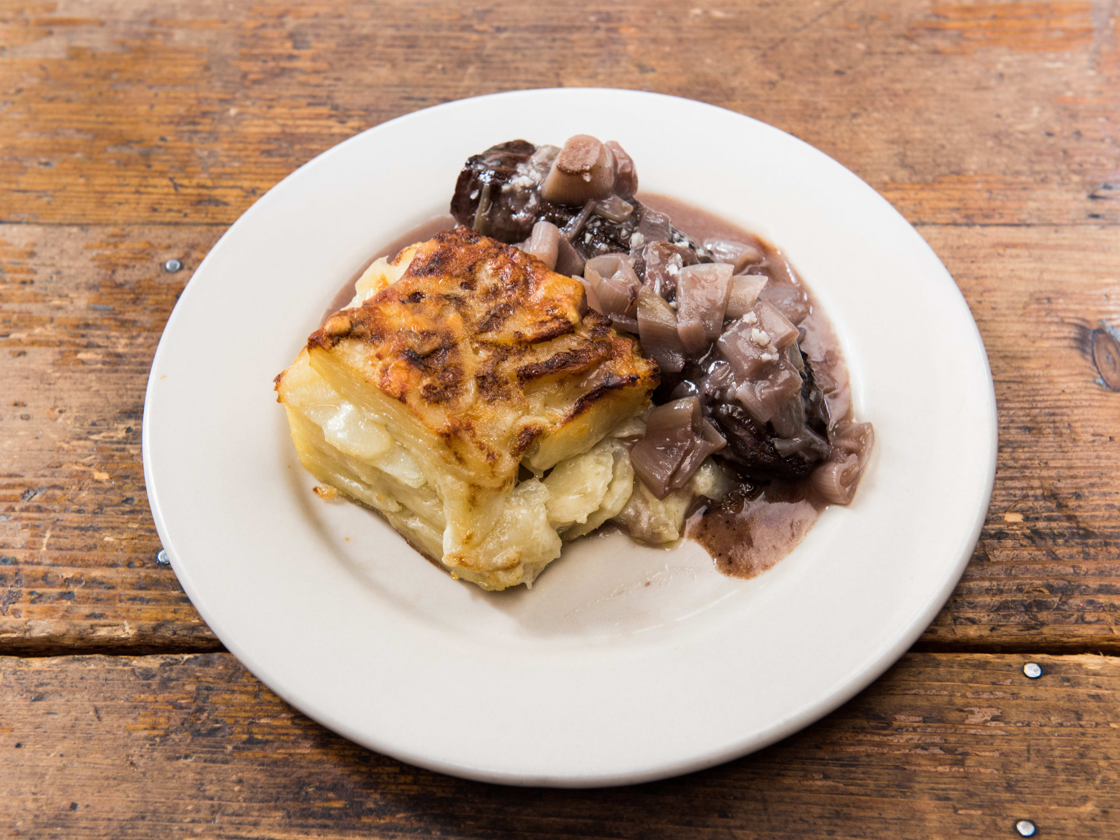 Le French Diner still feels like a well-kept, walk-in-only secret ...