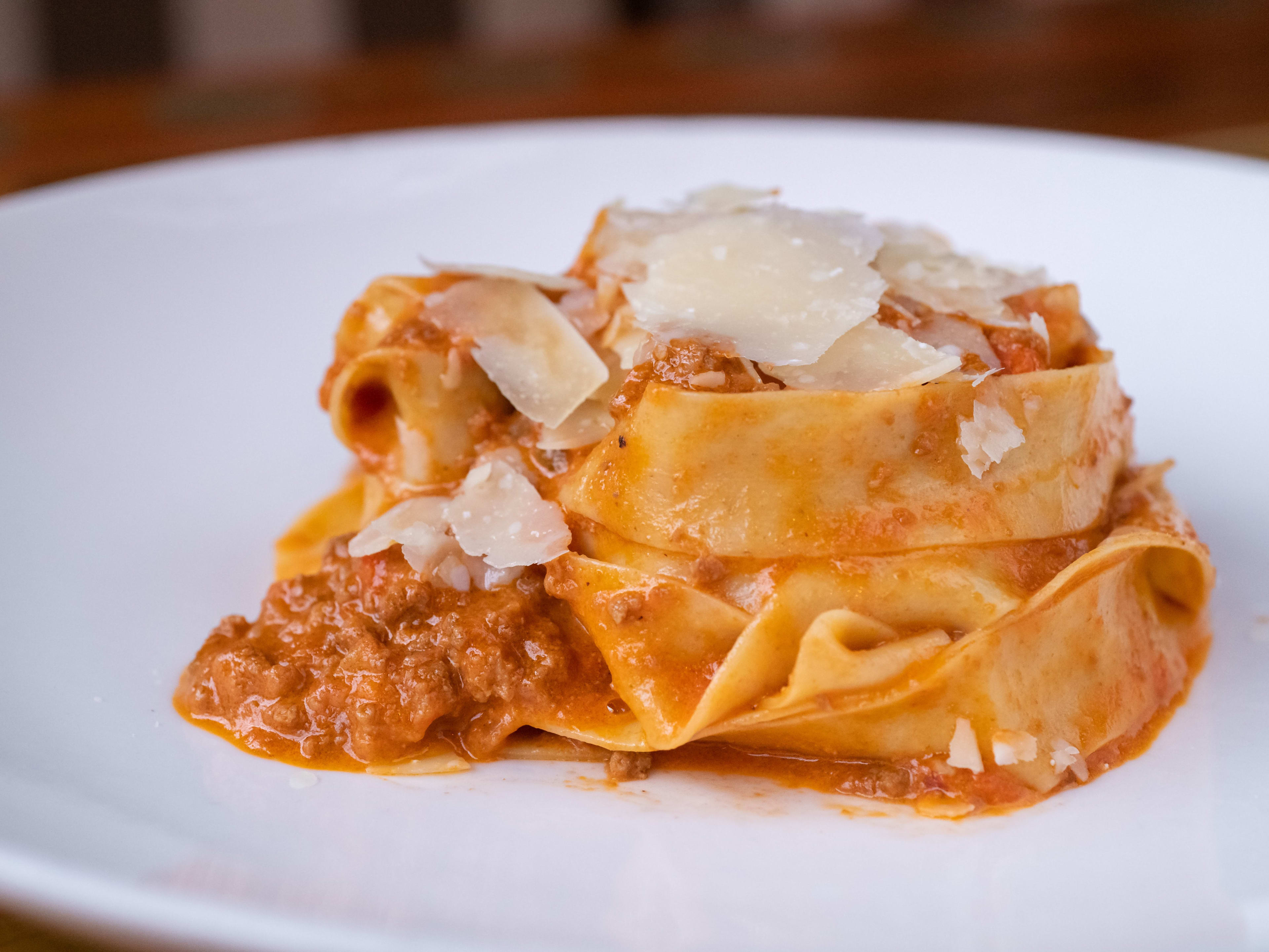 The Pink Door - Review - Pike Place Market - Seattle - The Infatuation