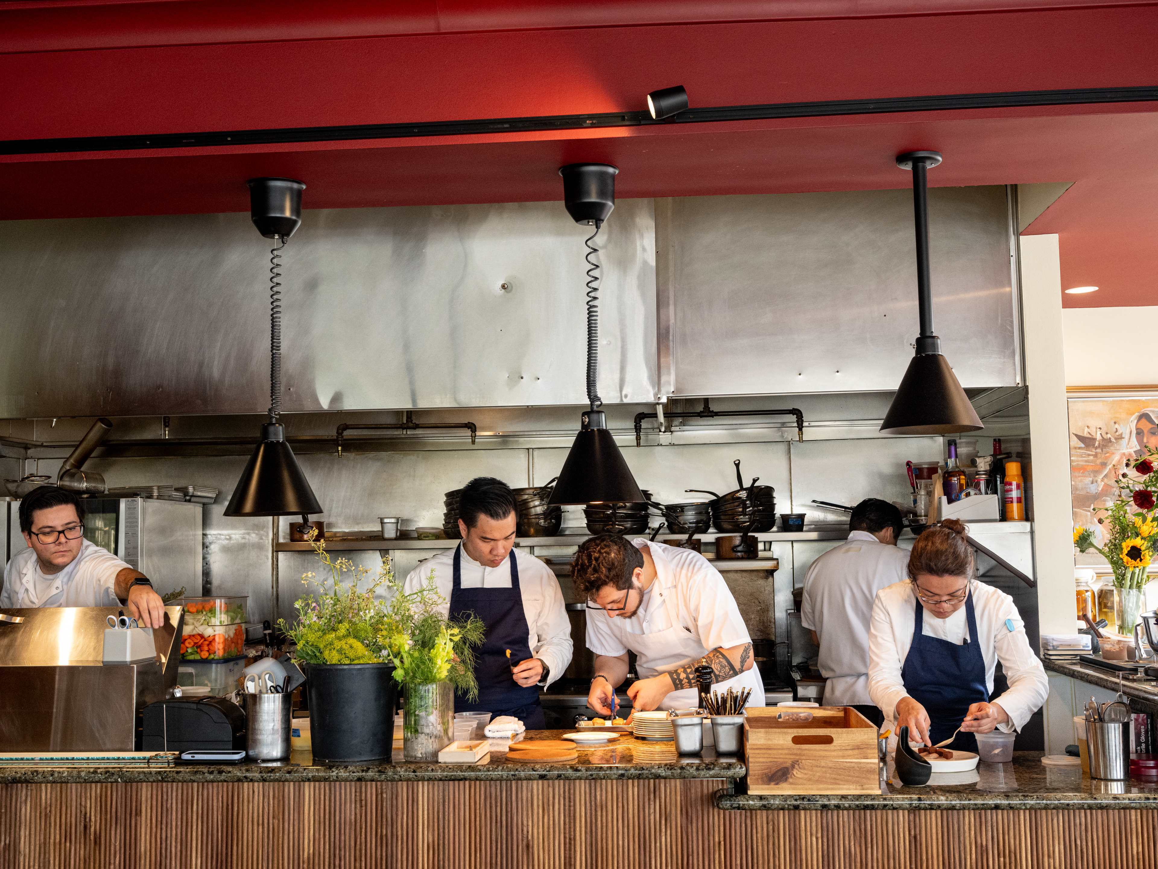 Offbeat South Bay bistro Vin Folk is pure charming fun - Review - Los ...