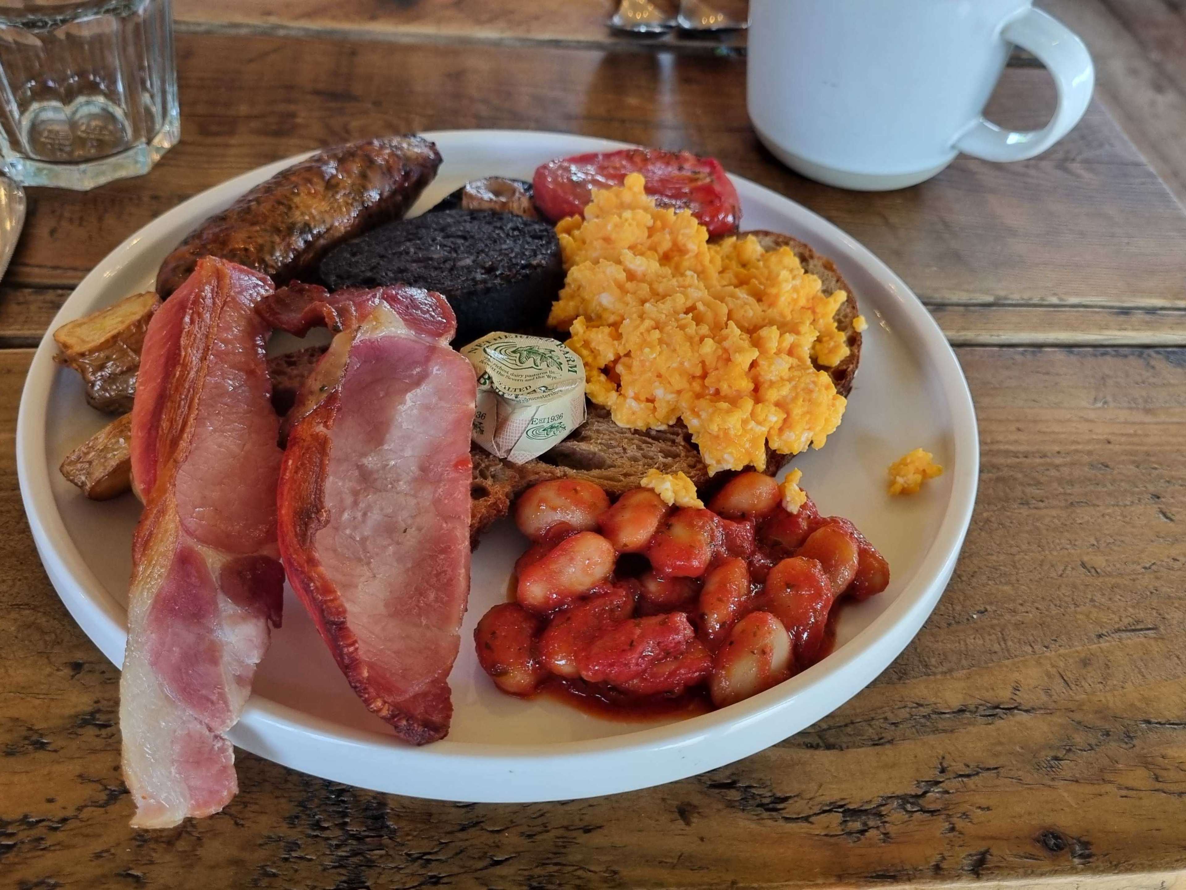 Herd at Todenham Manor Farm - Review - Moreton-in-Marsh - Cotswolds ...