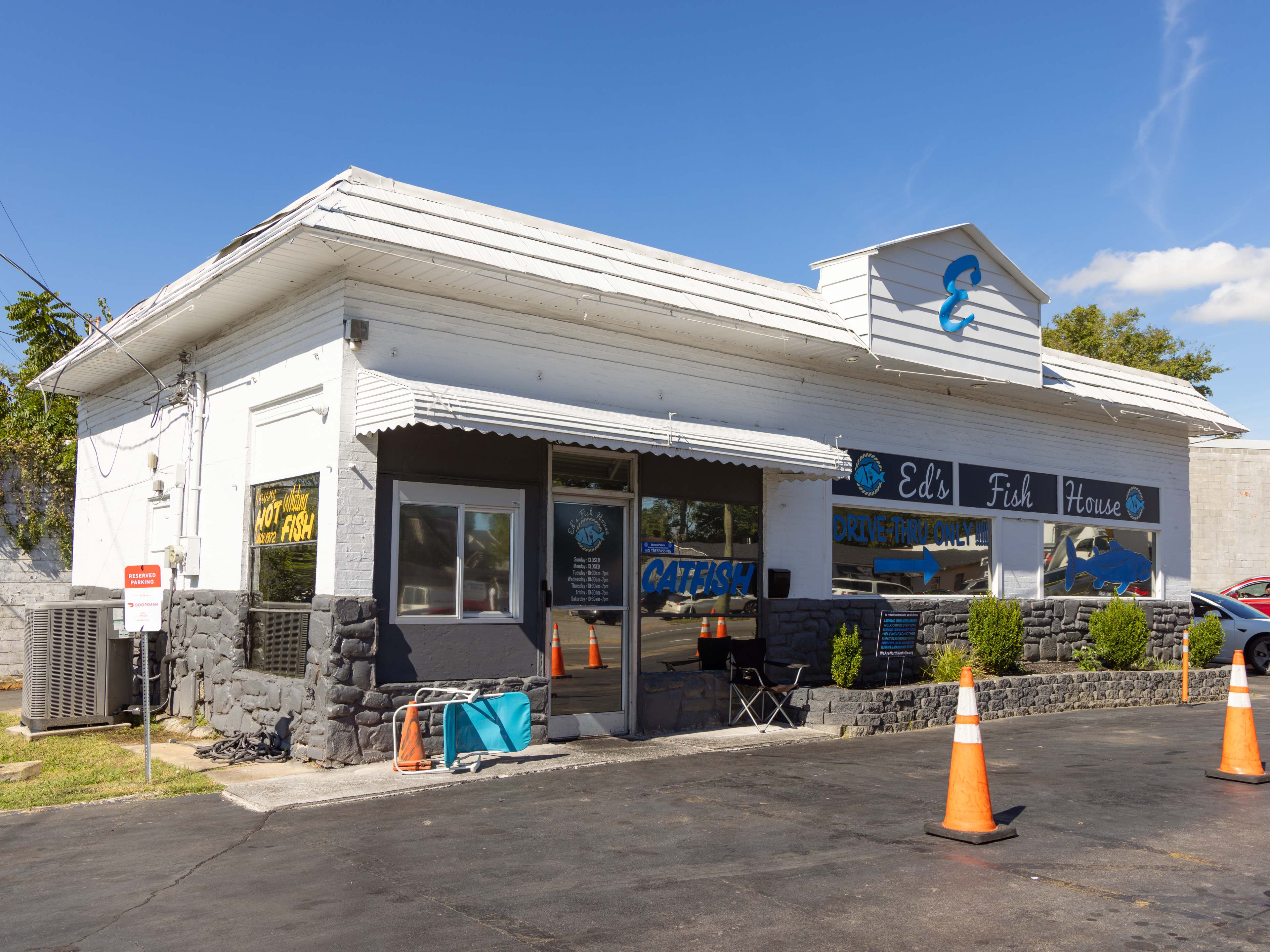 Ed’s Fish House - Review - North Nashville - Nashville - The Infatuation