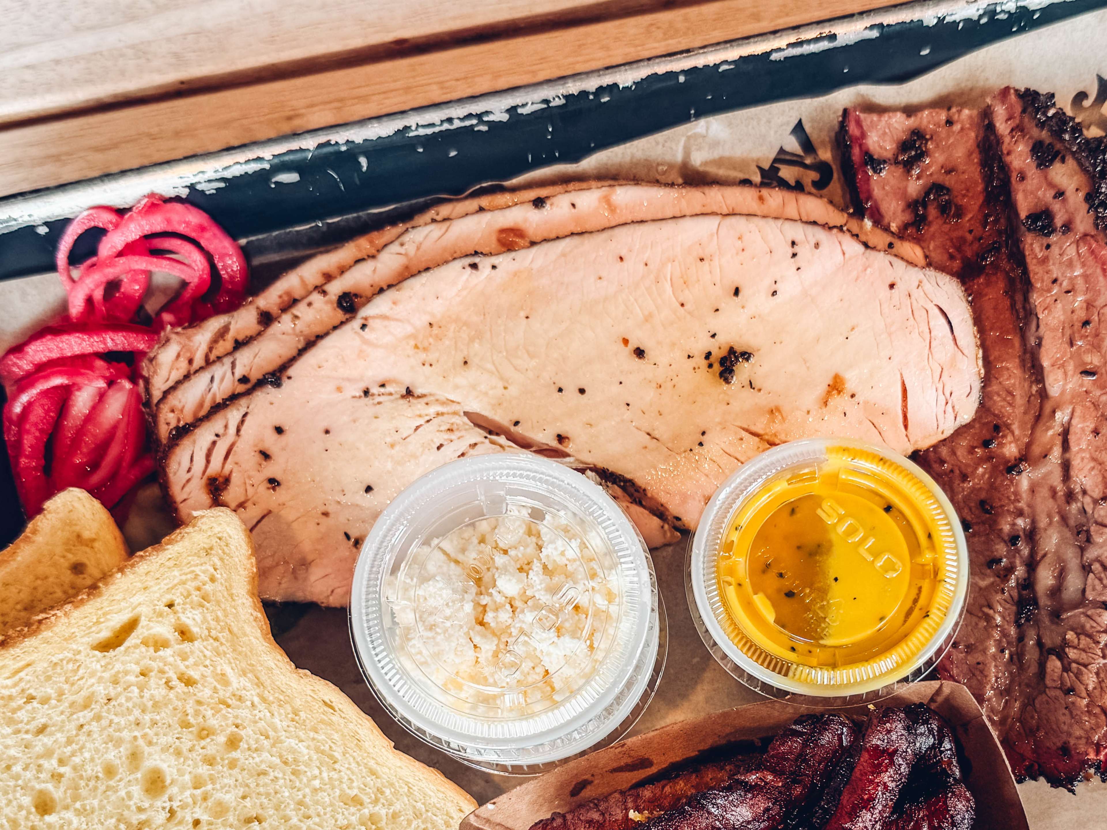 2Fifty has the best barbecue in the whole dang DMV - Review ...