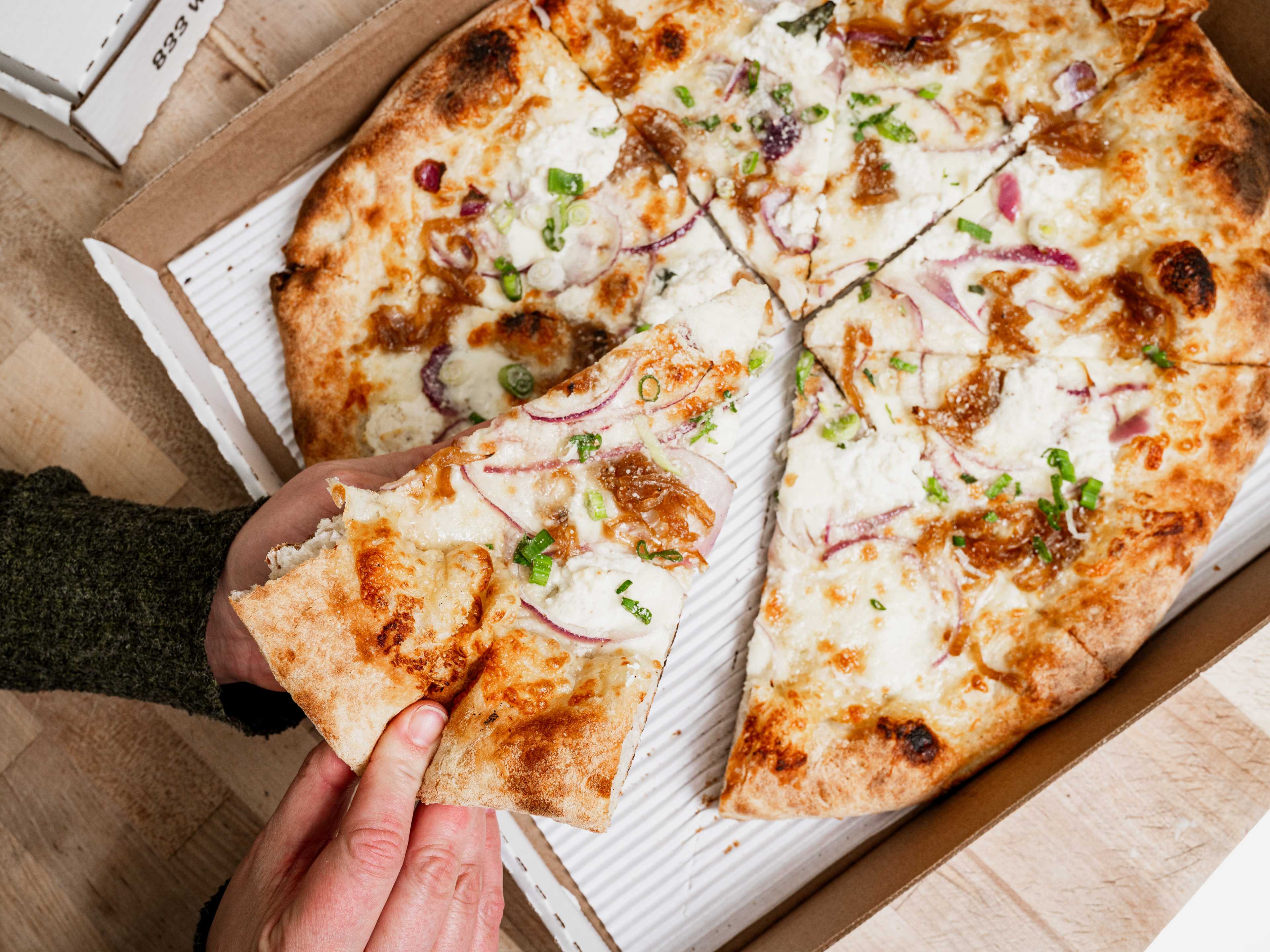 Dough Head's meaty, hearty meals just so happen to have a crust ...