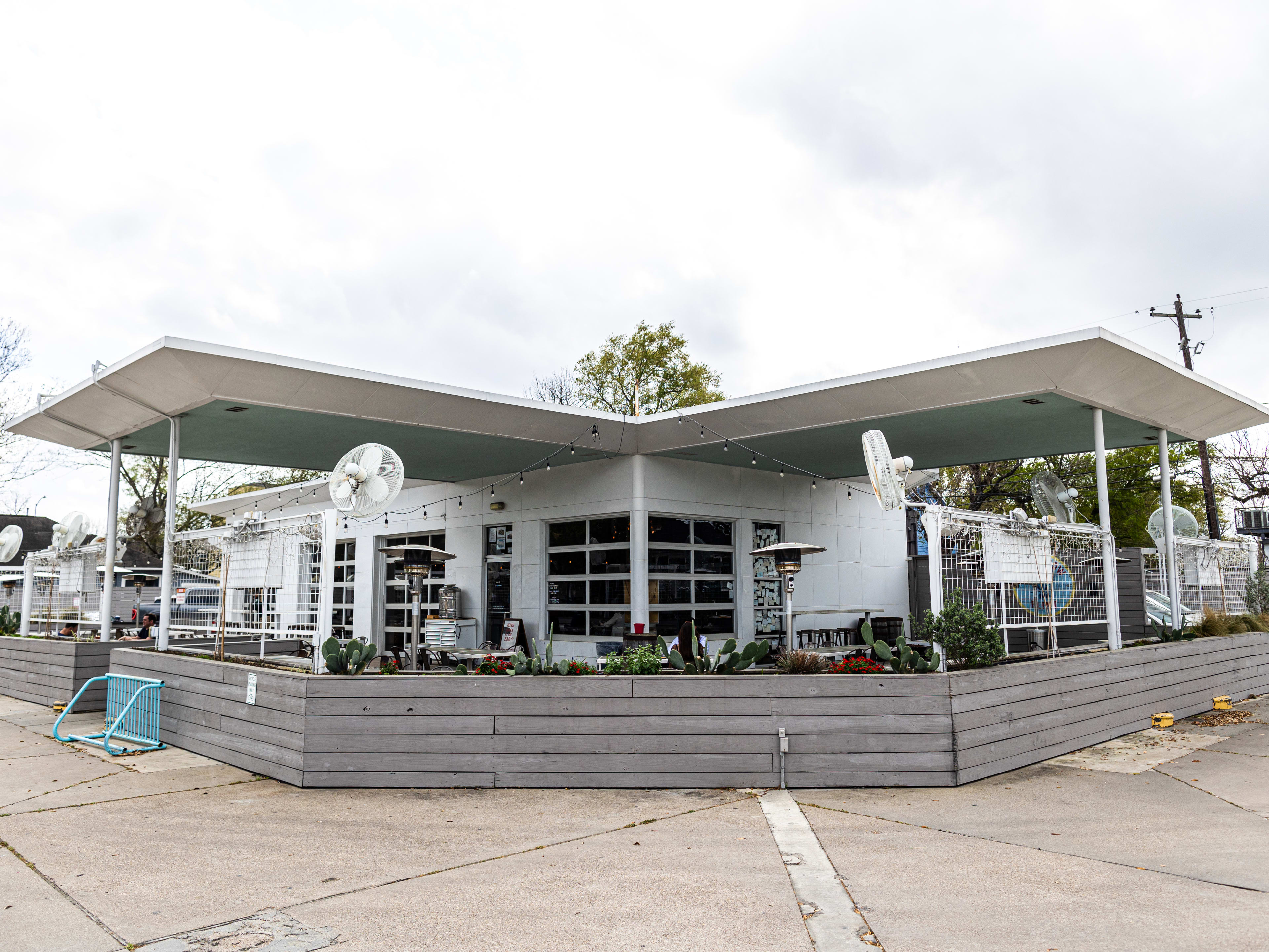 The 19 Most Fun Bars In Houston - Houston - The Infatuation