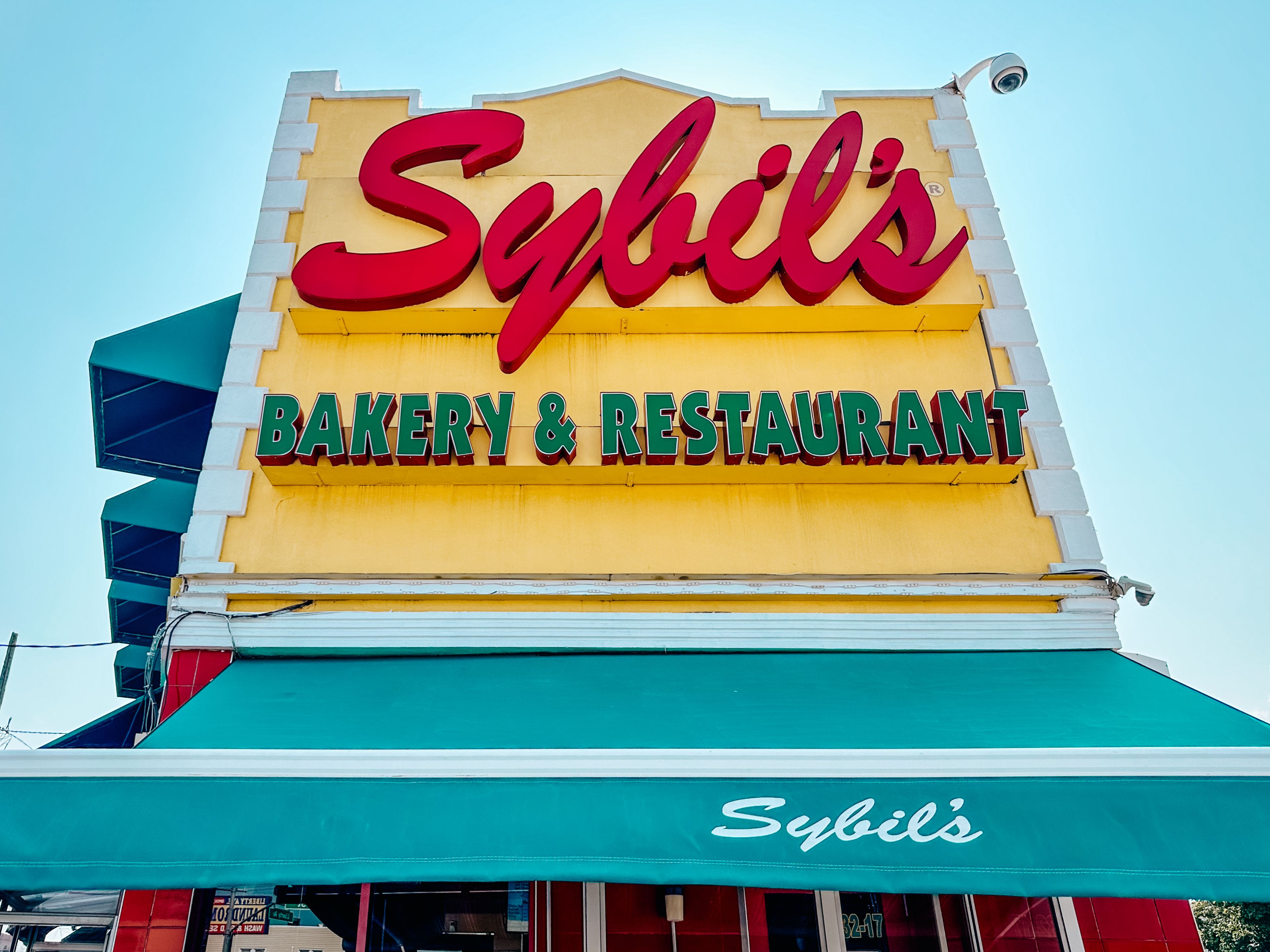 The Most Classic Restaurants In NYC - New York - The Infatuation