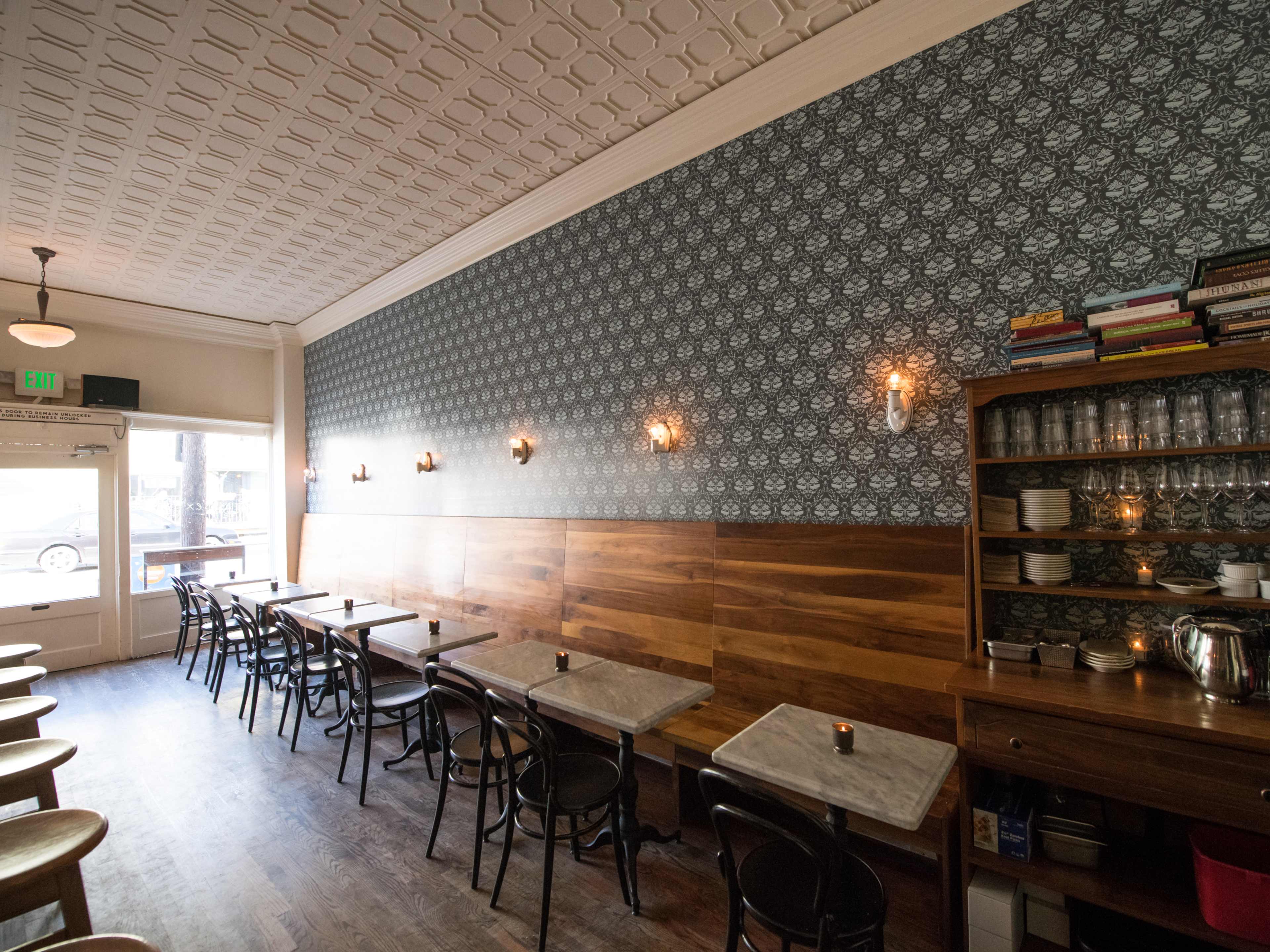 The Best Walk-In Only Restaurants For Date Night (When You Didn’t Make ...