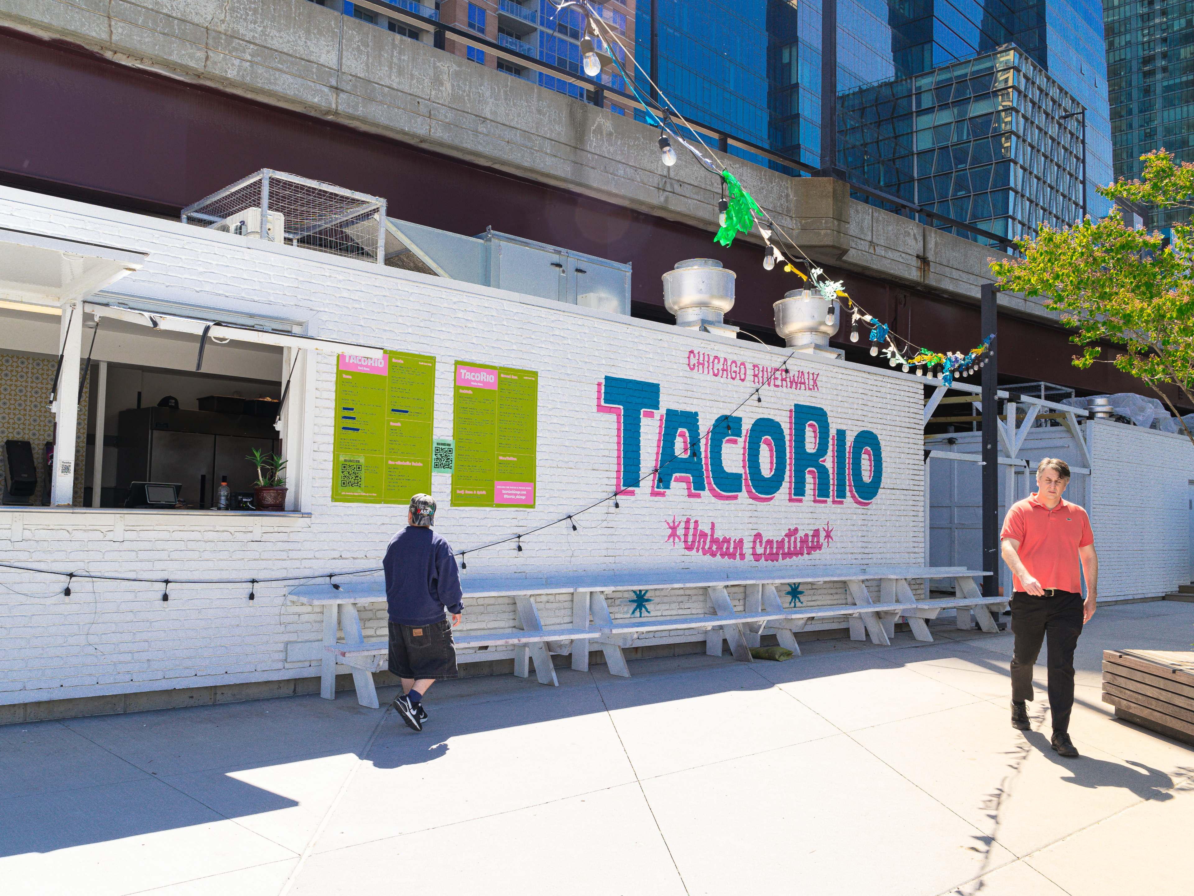 Where To Eat Along The Riverwalk - Chicago - The Infatuation