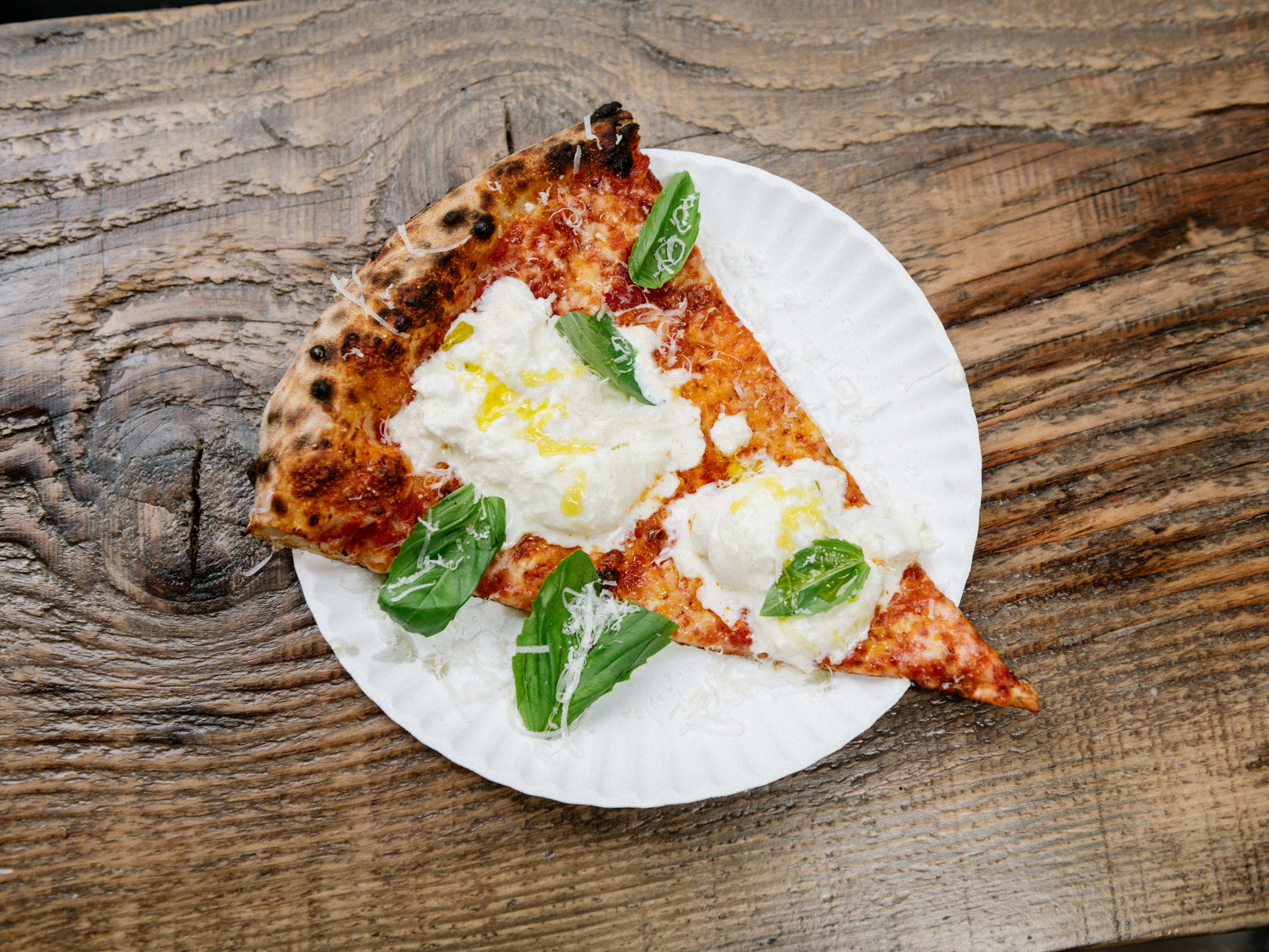 As an elegant restaurant for candlelit pizza, F&F hits its groove ...