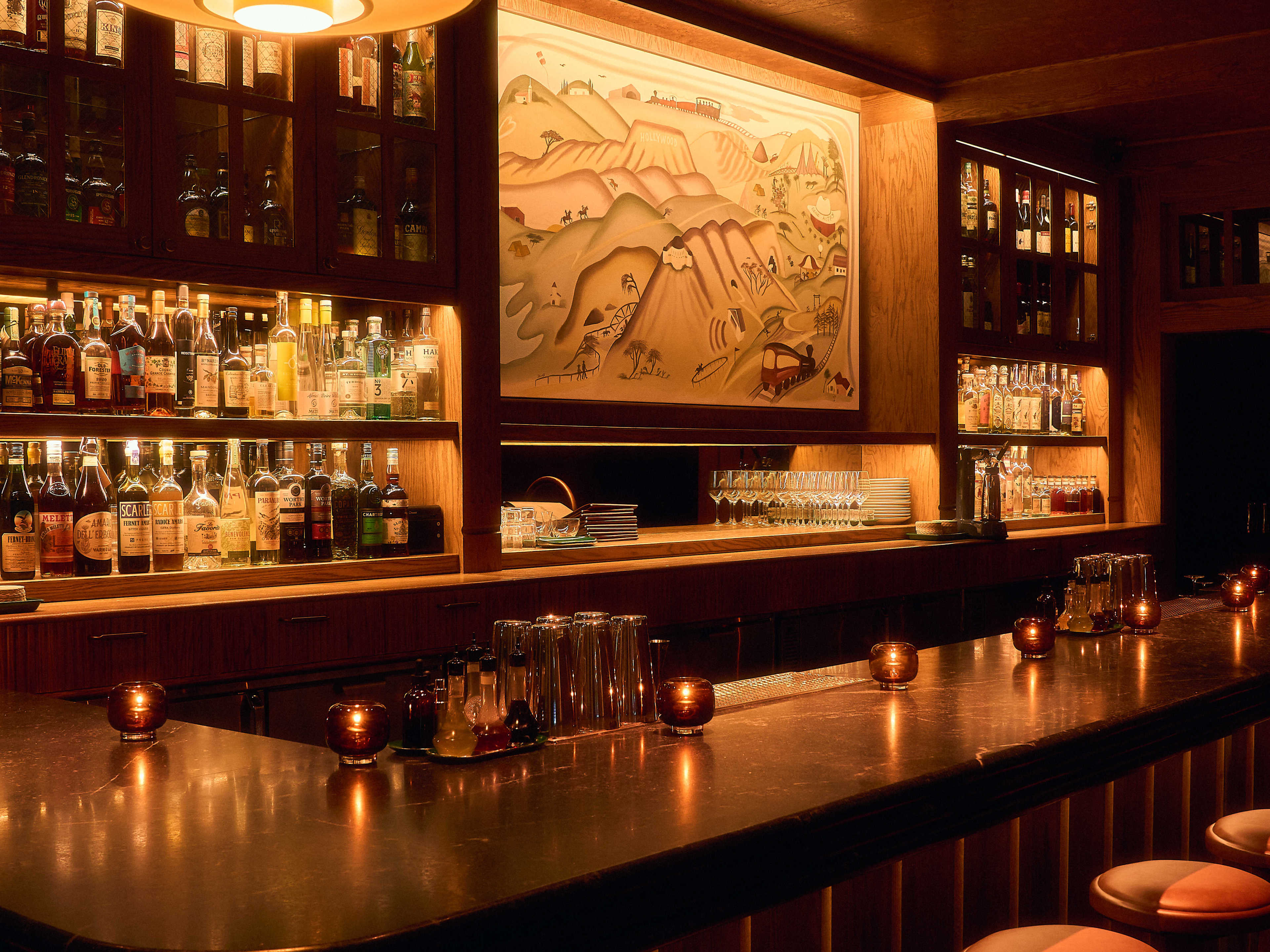 Vandell is Los Feliz's hottest spot for a nightcap - Review - Los ...