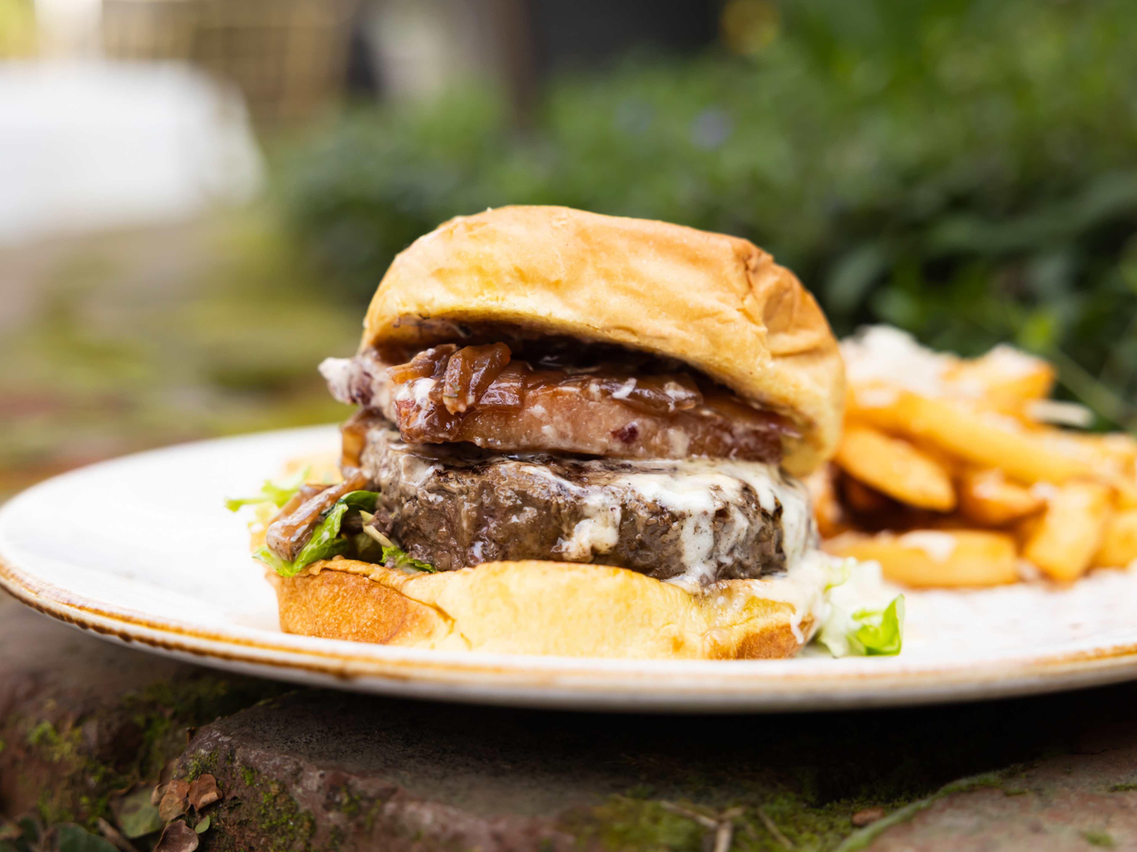 The 13 Best Burgers In Atlanta, Ranked - Atlanta - The Infatuation