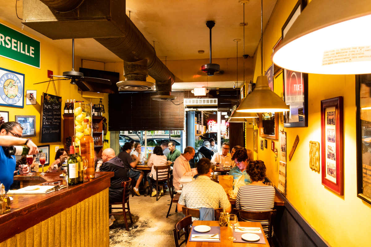 A Guide To Miami’s “Super Cute Reasonably Priced Restaurants To Catch ...