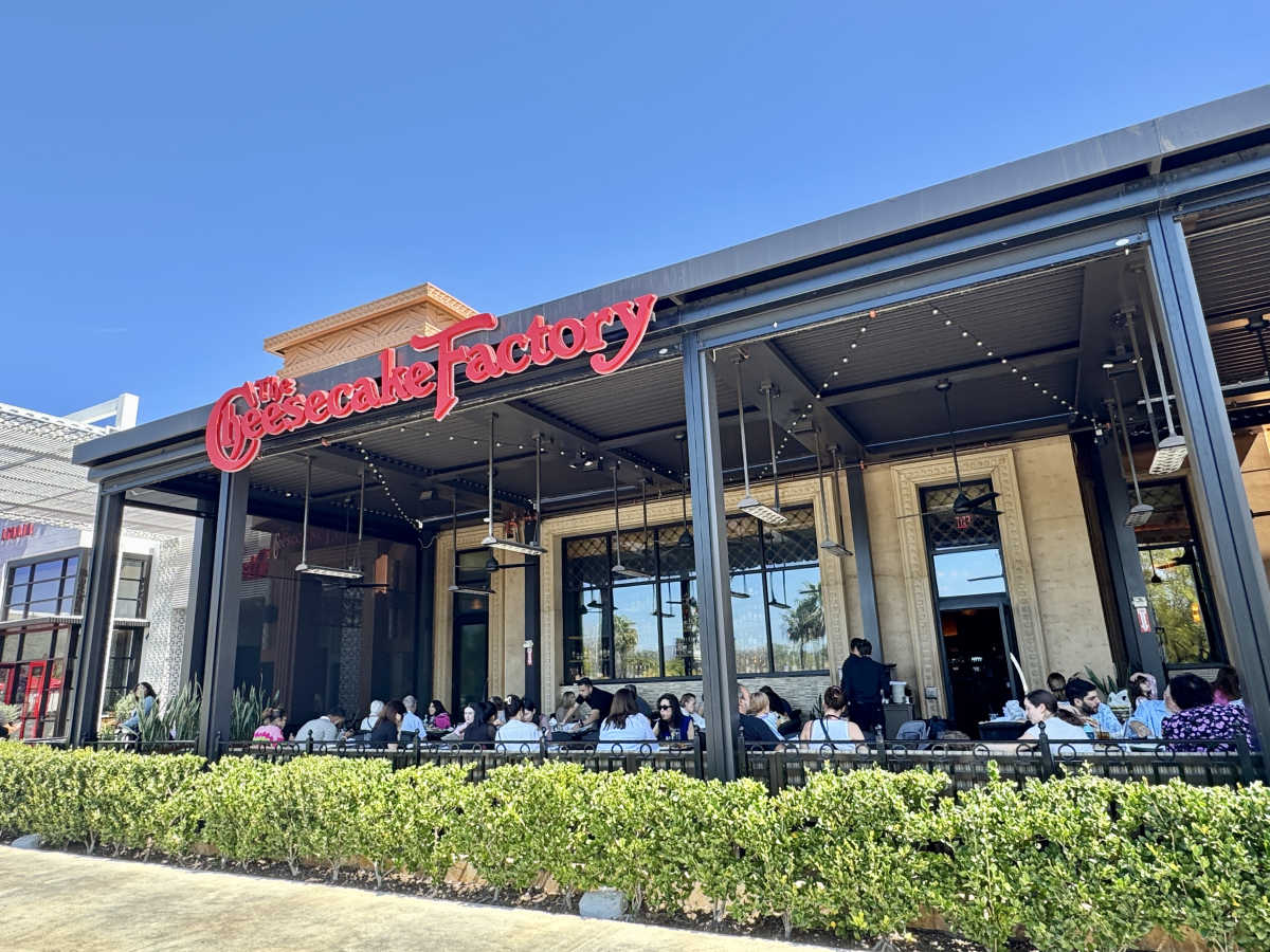 The Cheesecake Factory Canoga Park - Review - Canoga Park - Los Angeles ...