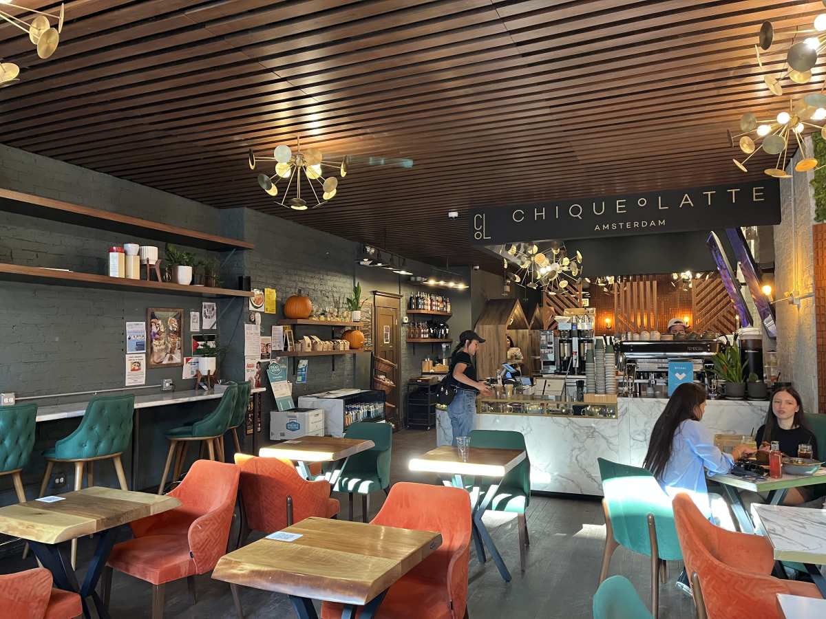 Chiqueolatte - Review - Logan Square - Chicago - The Infatuation