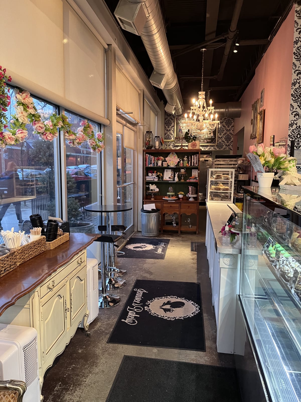 Jennivee's Bakery - Review - Lakeview - Chicago - The Infatuation