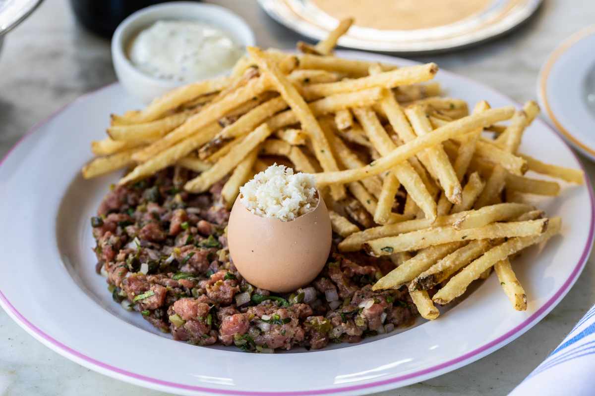 Where To Eat Fries & Feel Sexy In Austin - Austin - The Infatuation