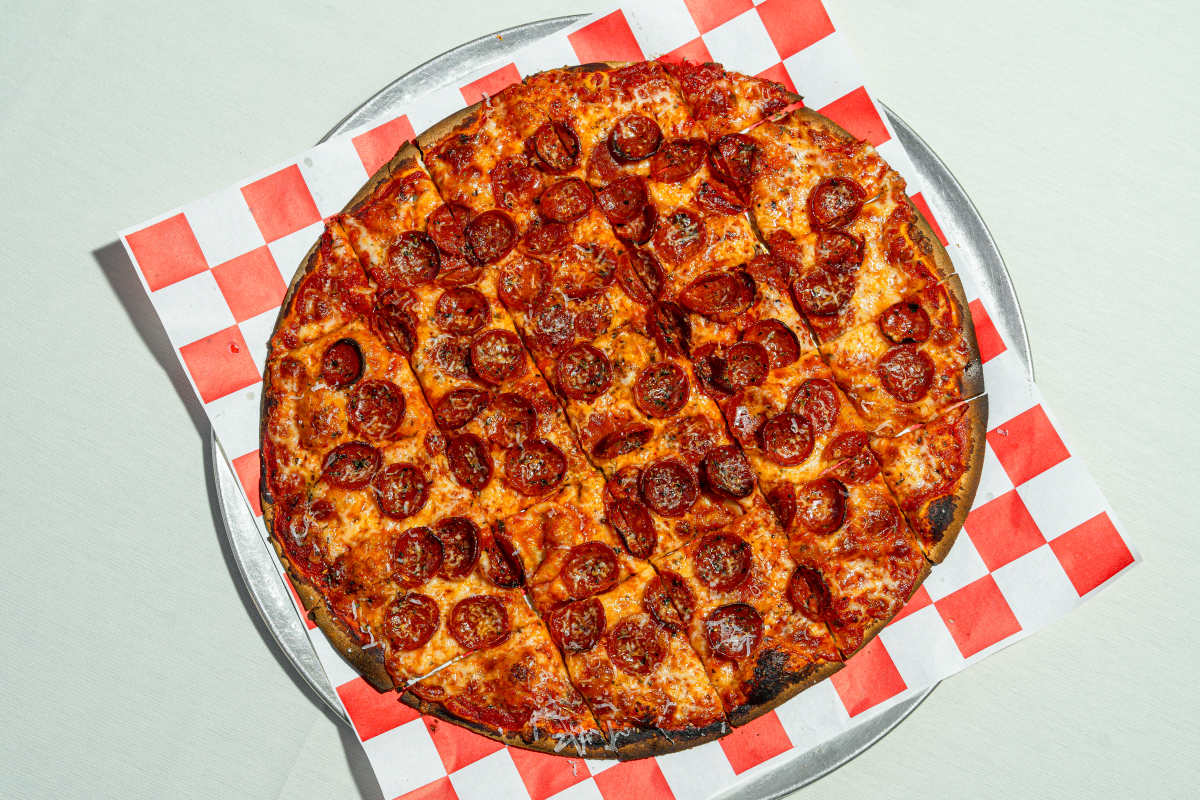 The Best Tavern-Style Pizzas In Chicago, Ranked - Chicago - The Infatuation