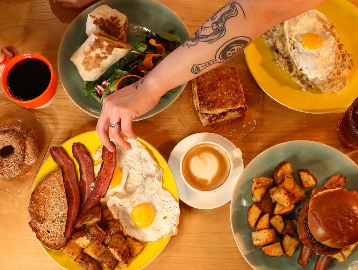 Sol Café - Review - Rogers Park - Chicago - The Infatuation