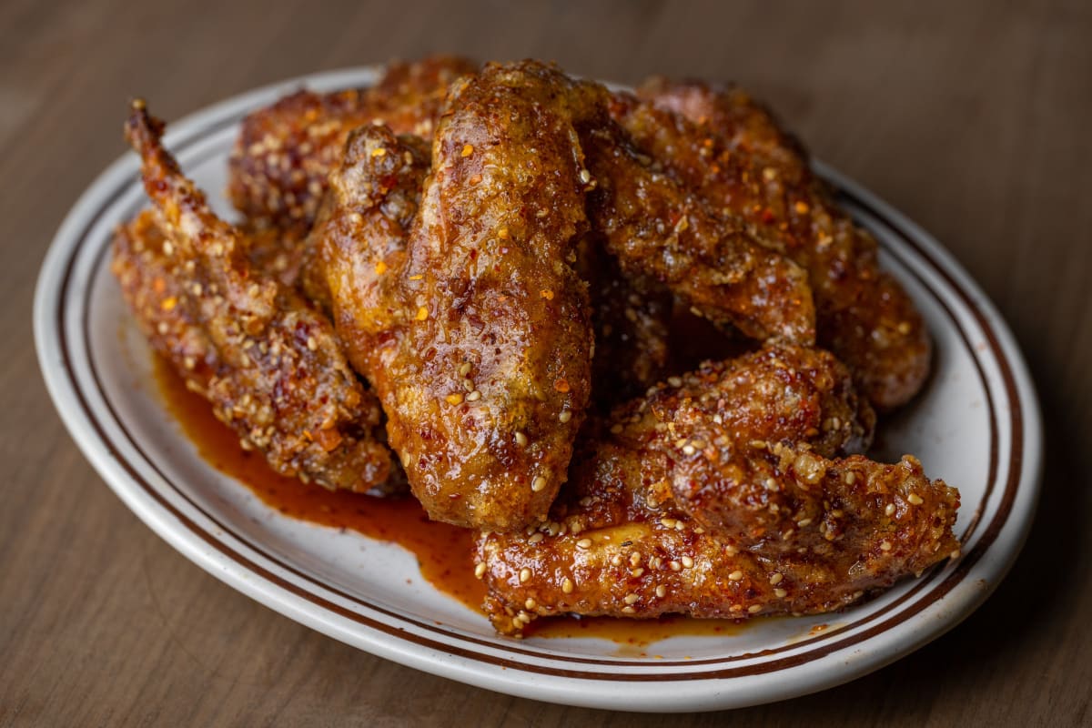 The 14 Best Chicken Wings In LA - Los Angeles - The Infatuation