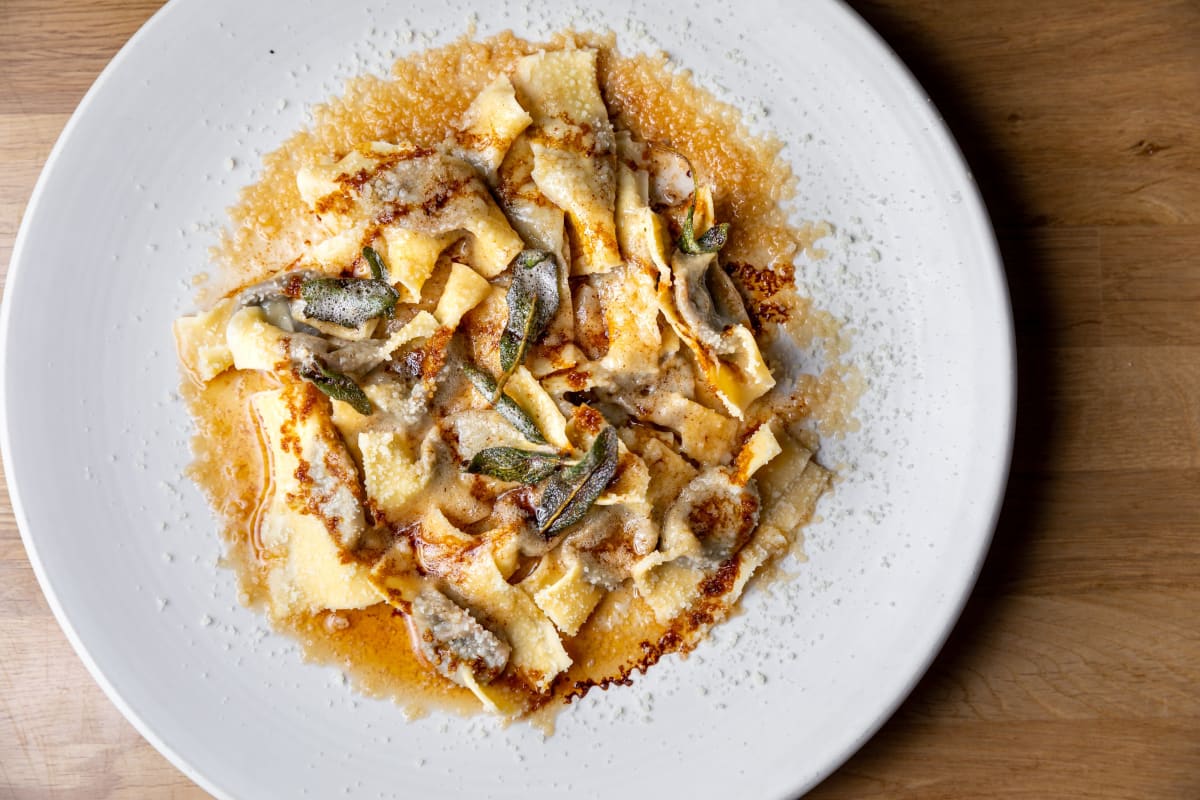 The 9 Best Restaurants in El Segundo - Los Angeles - The Infatuation