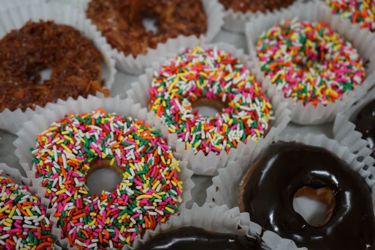 Back Door Donuts - Review - Oak Bluffs - Martha's Vineyard - The ...