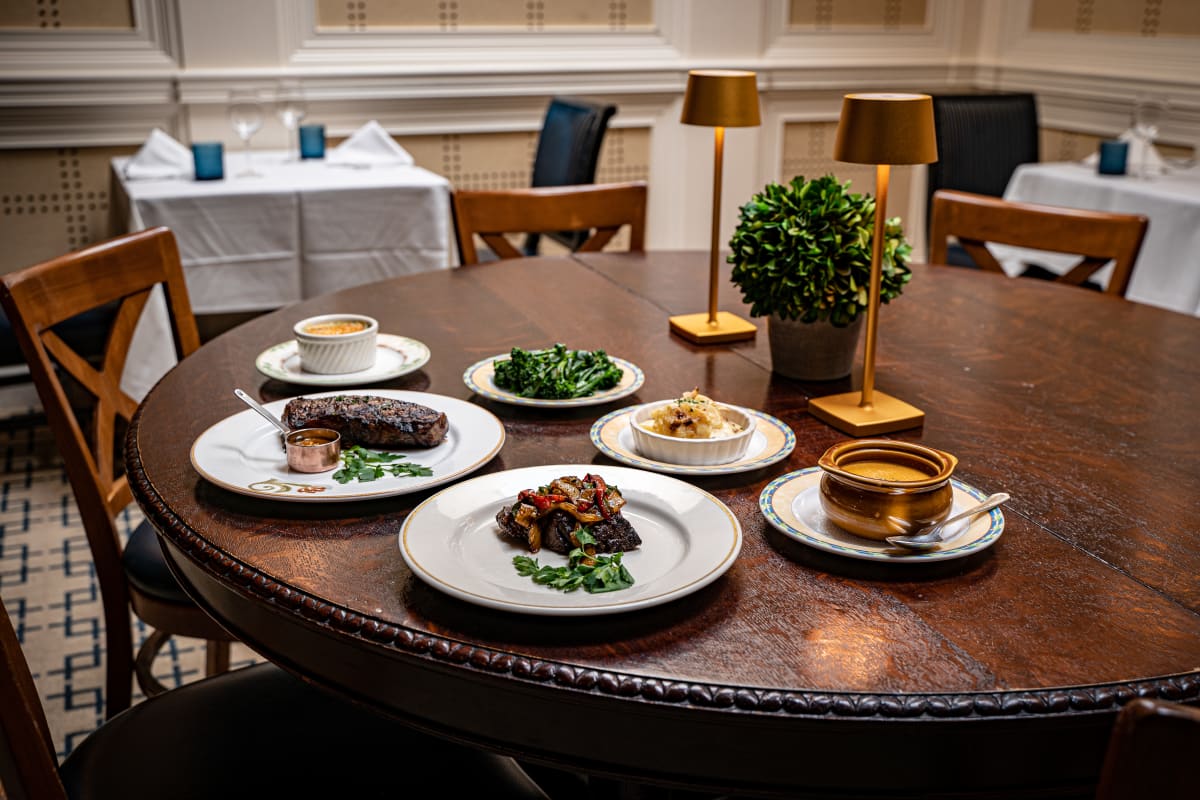 The Monocle - Review - Capitol Hill - Washington DC - The Infatuation