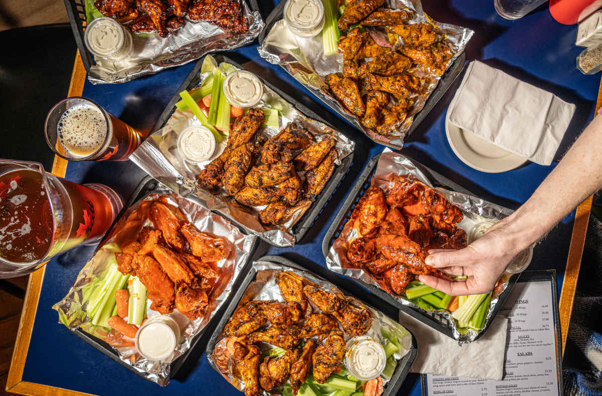 Elmo’s Restaurant & Bar - Review - Getzville - Buffalo - The Infatuation