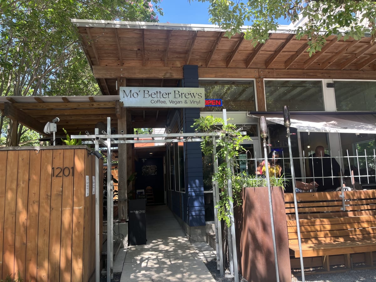 Mo’ Better Brews Review - Museum District - Houston - The Infatuation