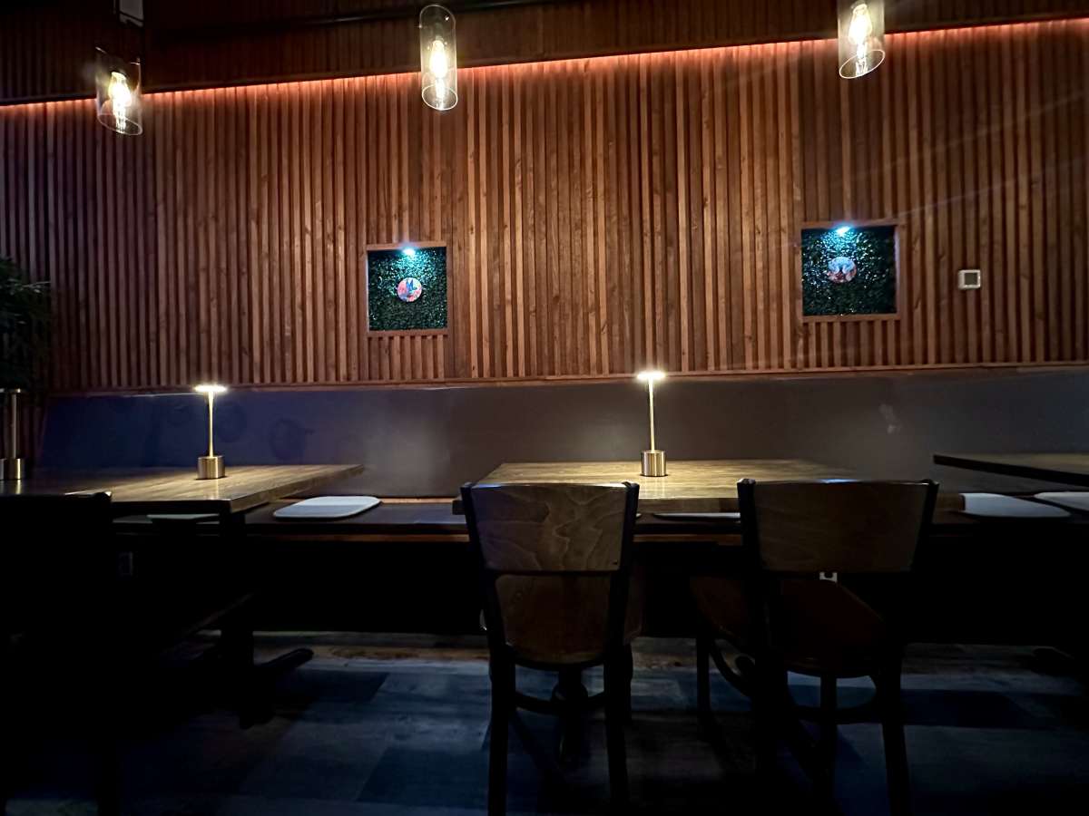 Hummingbird Sushi Review - Queen Anne - Seattle - The Infatuation