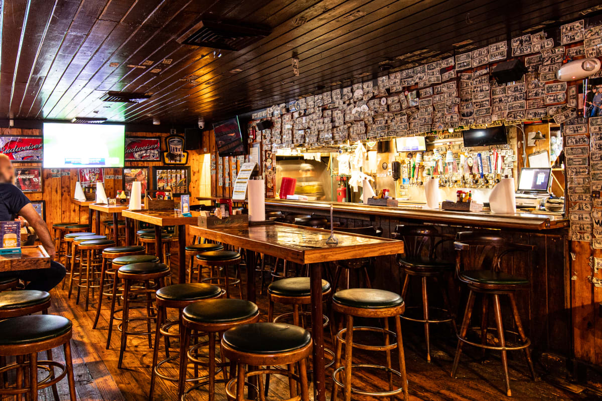 The 11 Best Sports Bars In Miami - Miami - The Infatuation