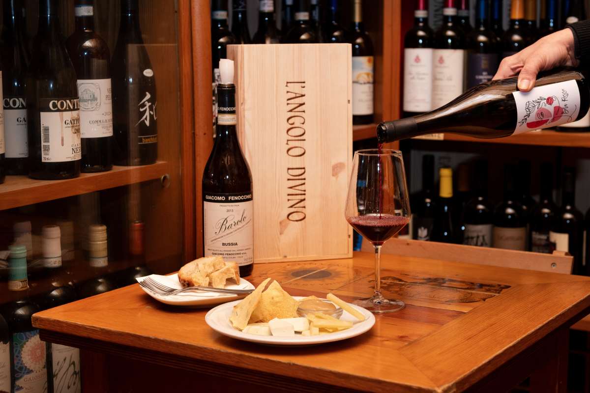 The 16 Best Wine Bars In Rome - Rome - The Infatuation