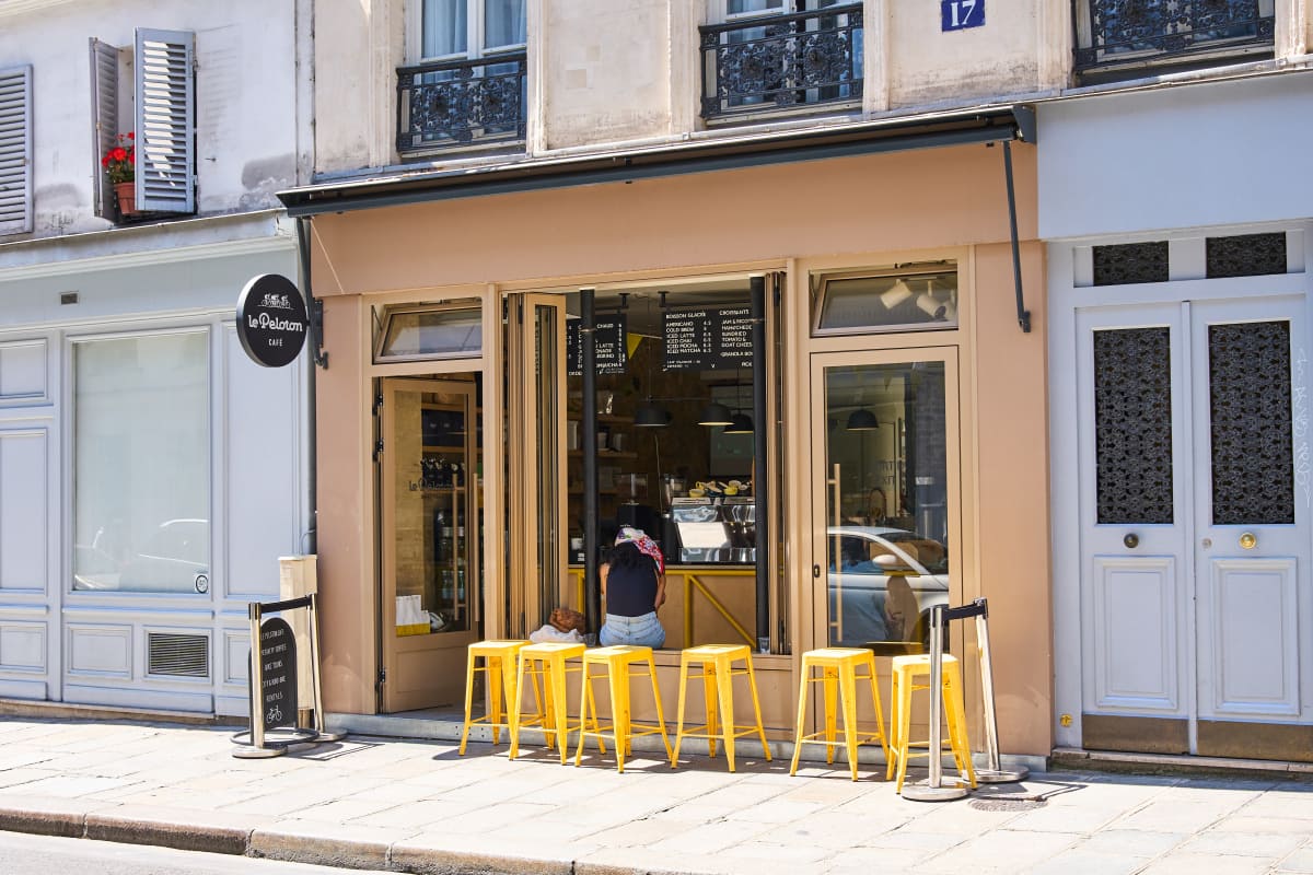 Le Peloton Café - Review - 4th Arr. - Paris - The Infatuation