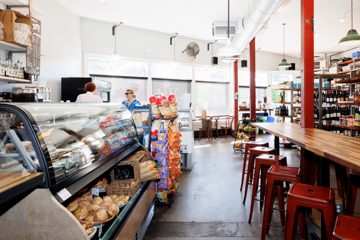 Little Lago - Review - Portage Bay - Seattle - The Infatuation