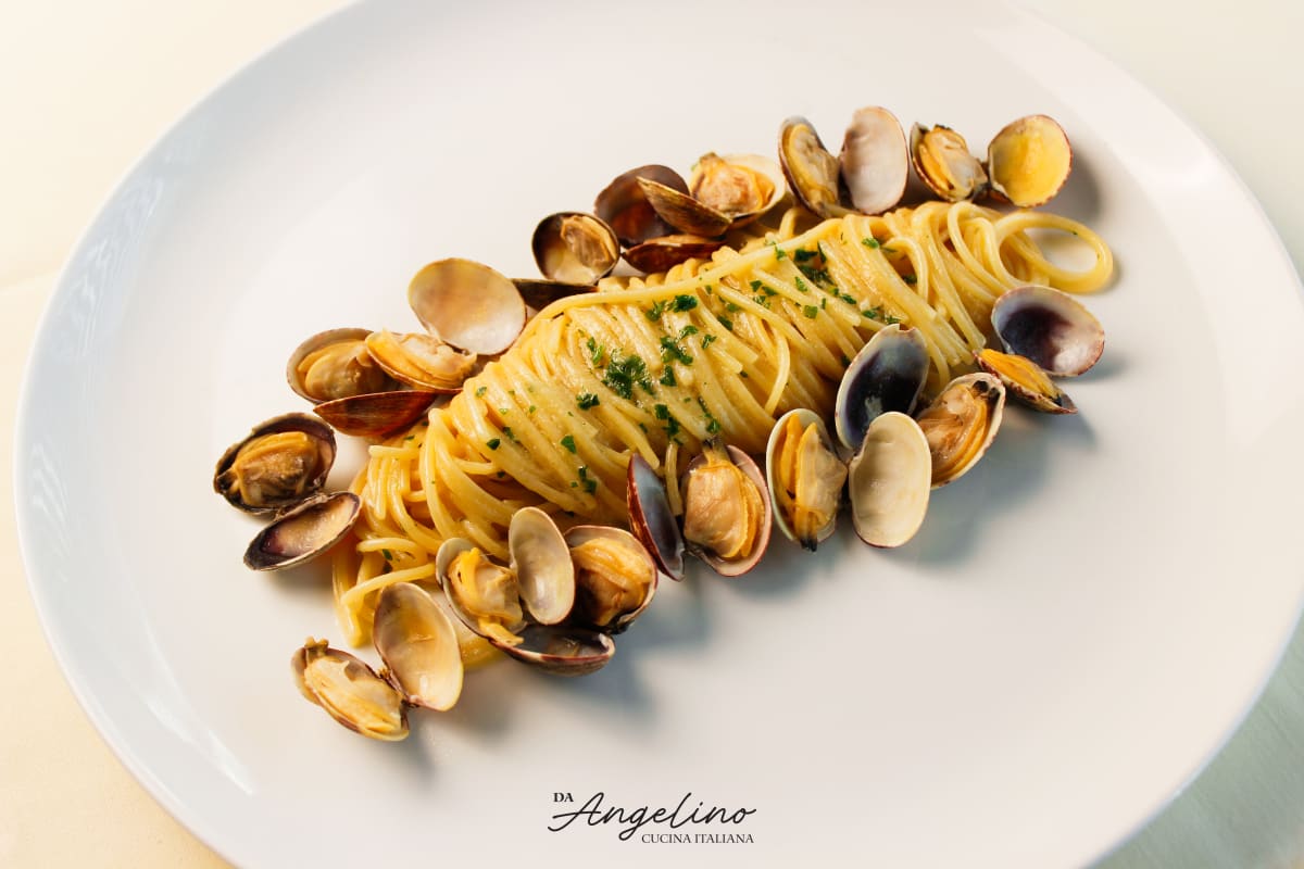 Da Angelino does good pasta and Italian banter - Review - Miami - The ...
